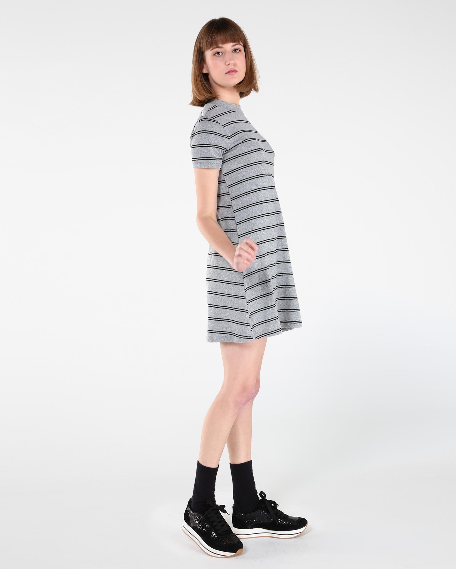 Riachuelo | Vestido Basic Evasê Listras