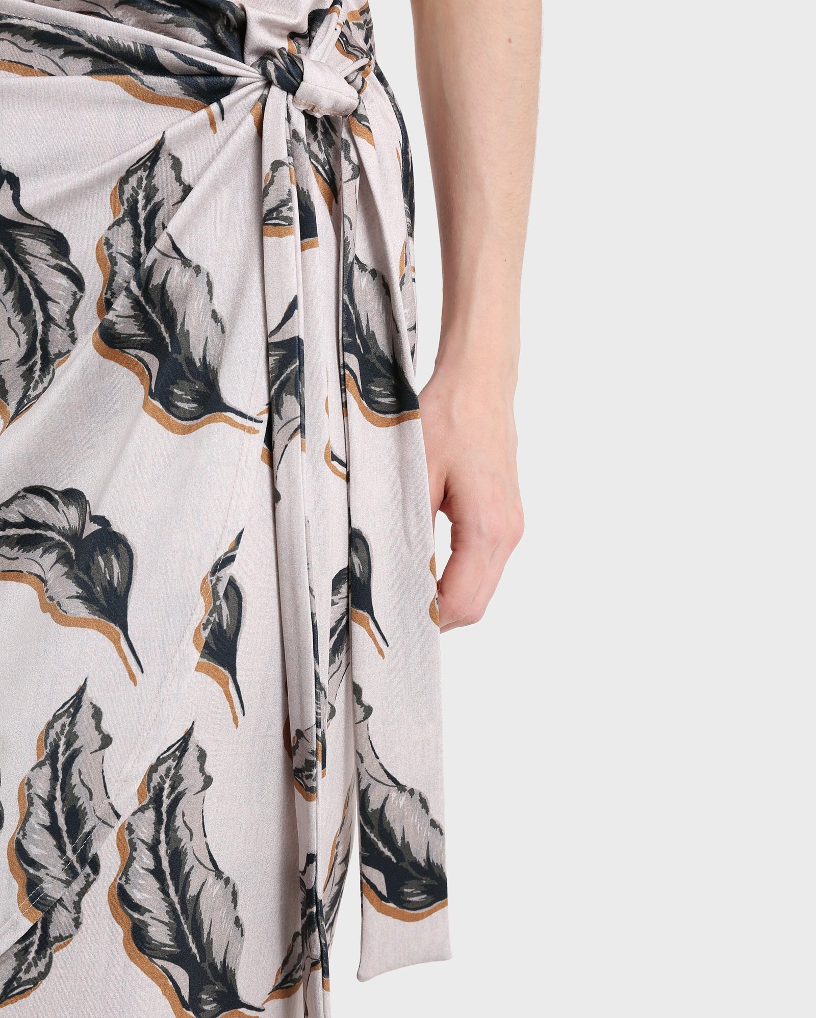 Riachuelo | Saia Midi Transpassada