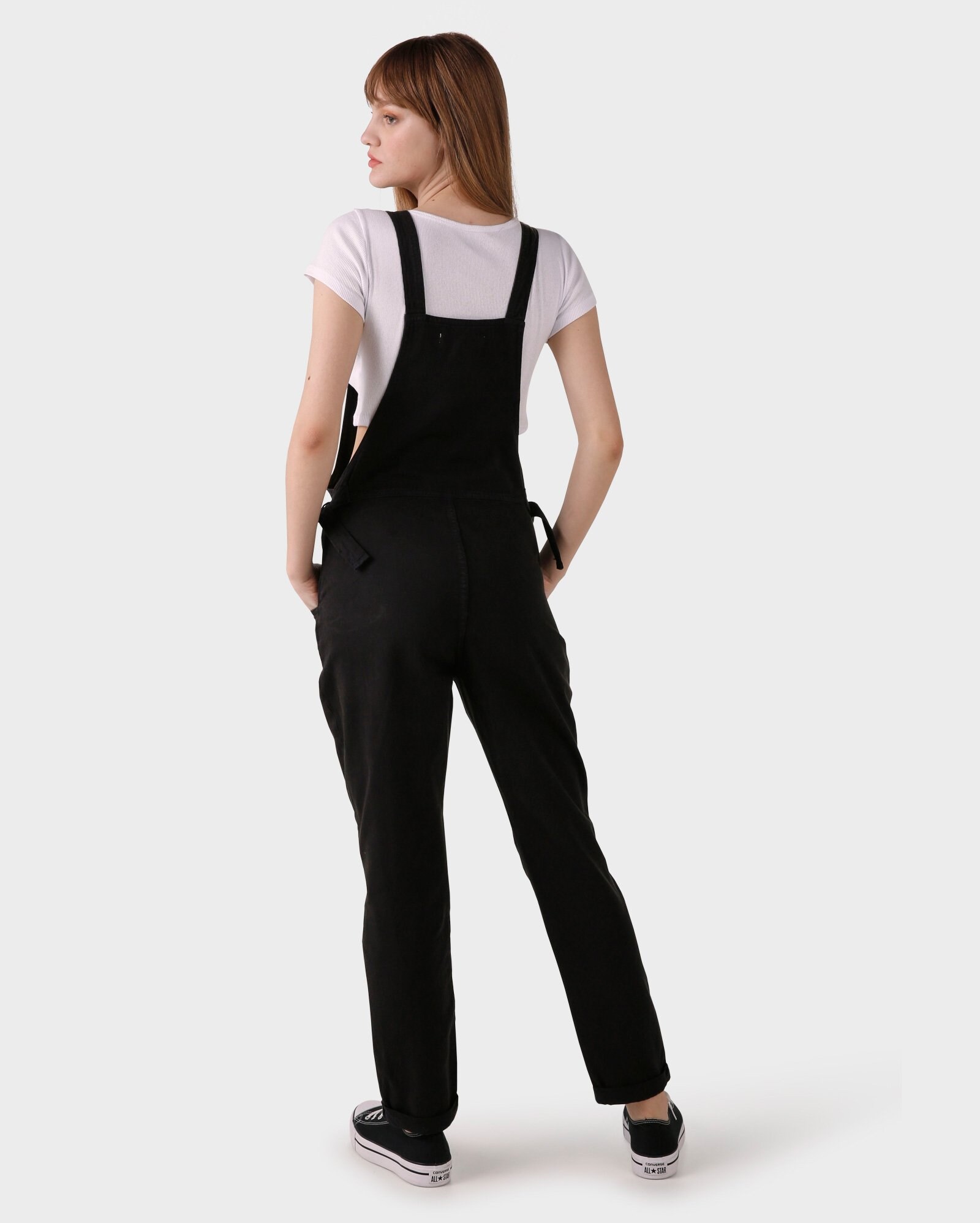 Riachuelo | Macacão Jeans Feminino Bolsos Fivelas Preto Pool by Riachuelo