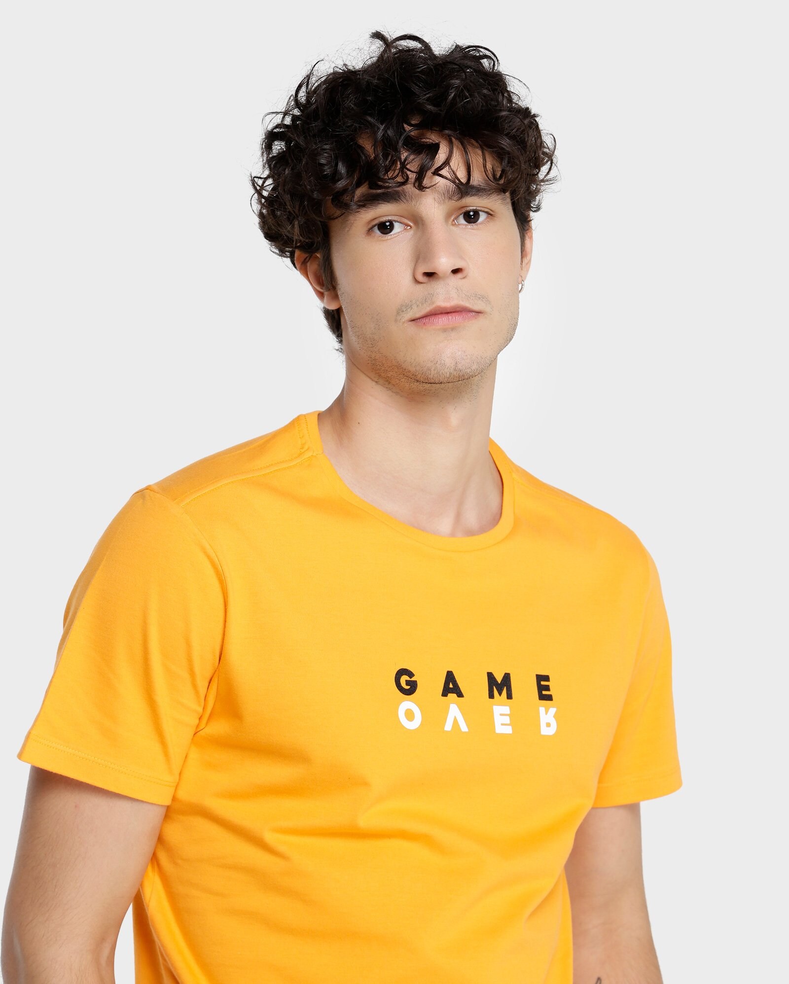 Riachuelo | Camiseta Malha Game Over - Amarelo