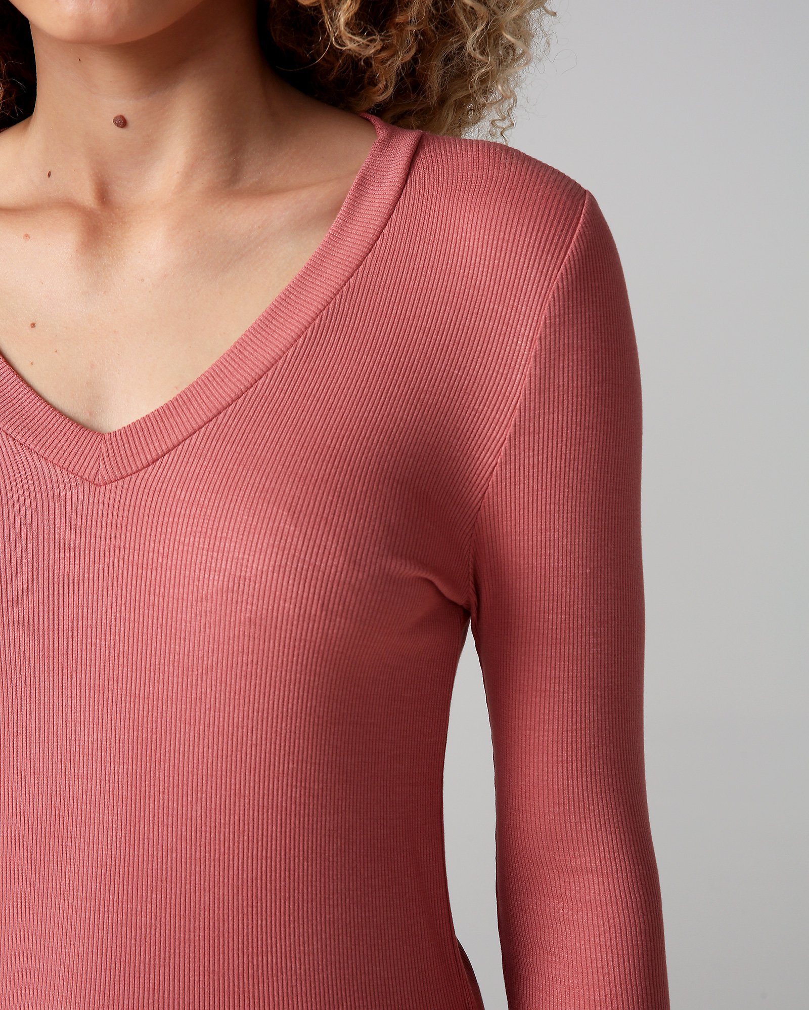 Riachuelo | Blusa Feminina Manga Longa Malha Ribana Rosa Chiclete Pool ...