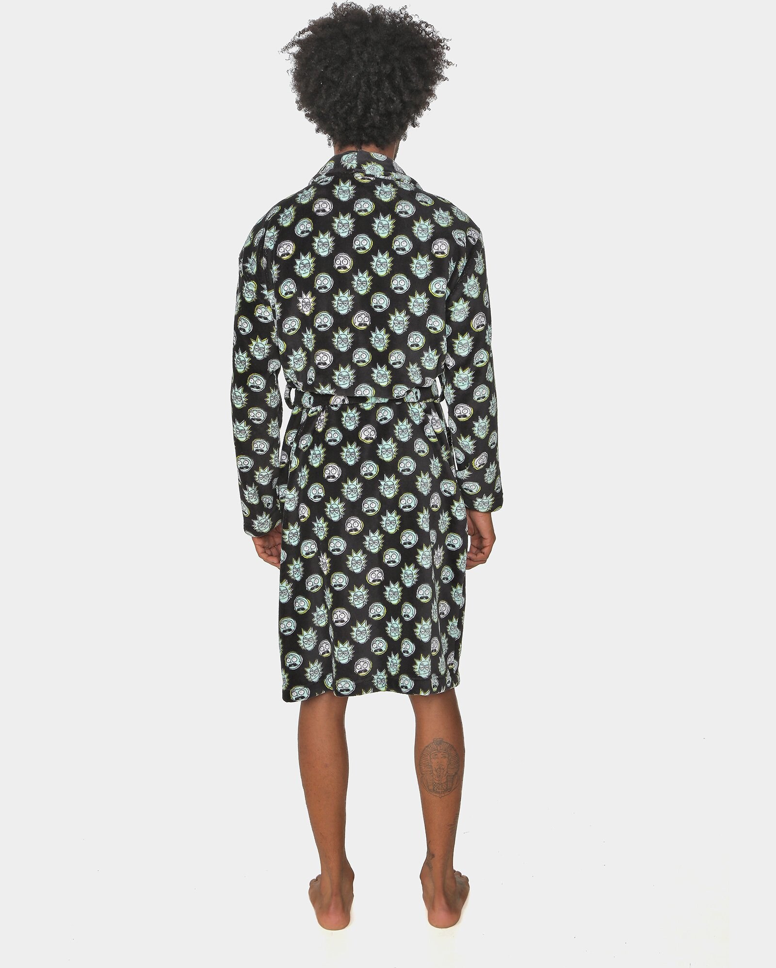 Riachuelo | Robe masculino transpassado em fleece rick and morty preto ...