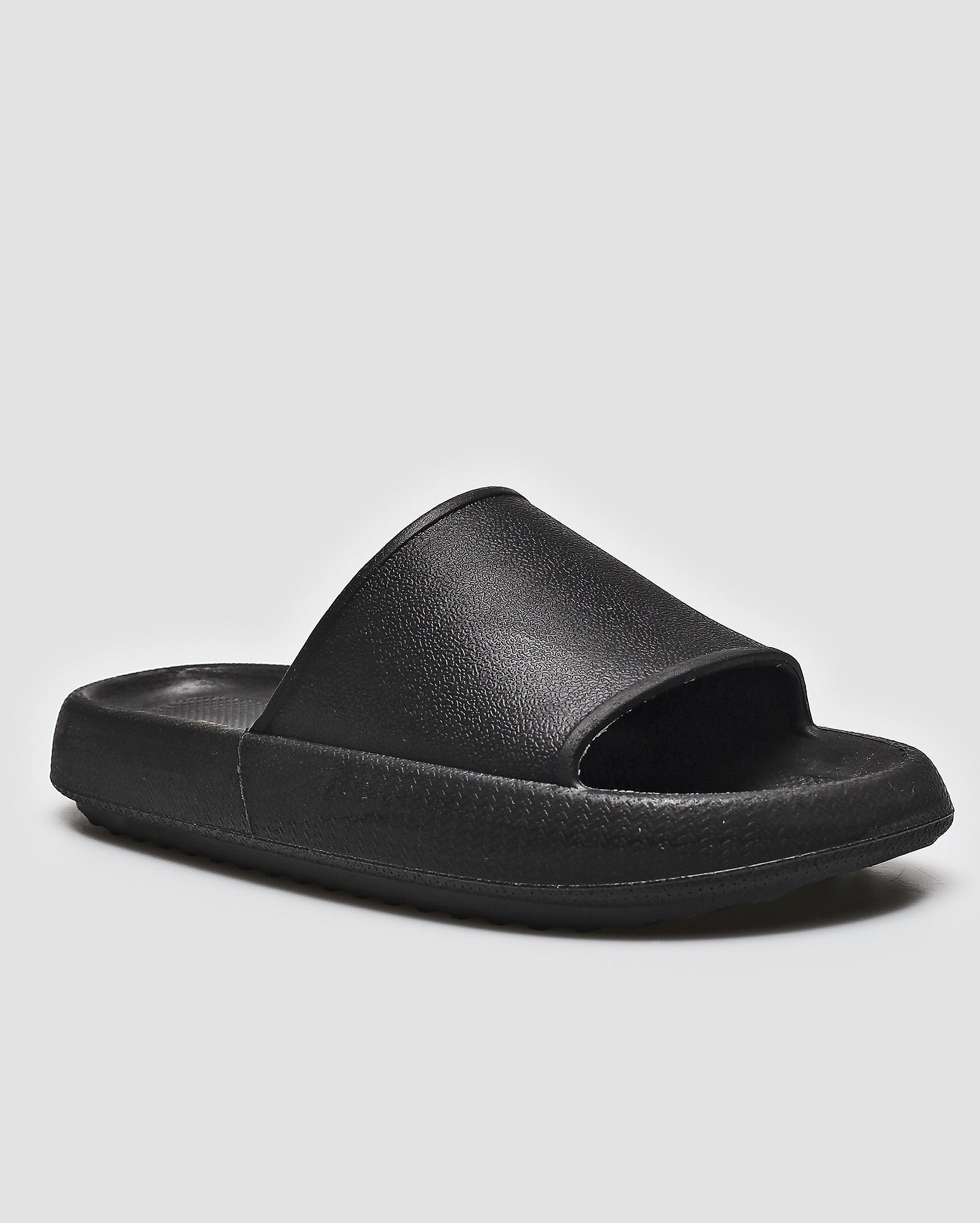 Riachuelo | Chinelo feminino slide nuvem preto | Riachuelo
