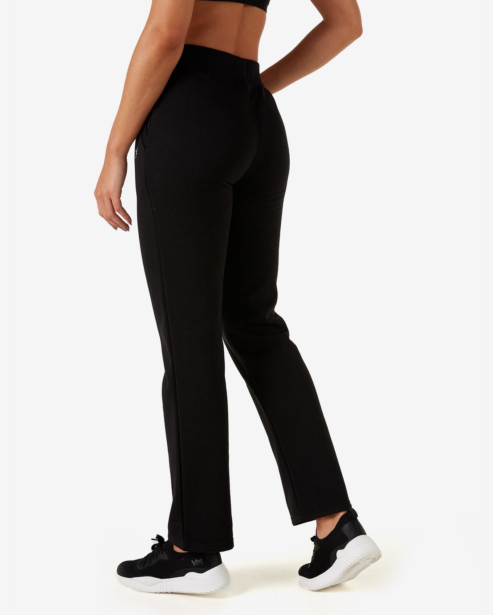 Riachuelo | Calça de Moletom Esportiva Feminina Preto Body Work by ...