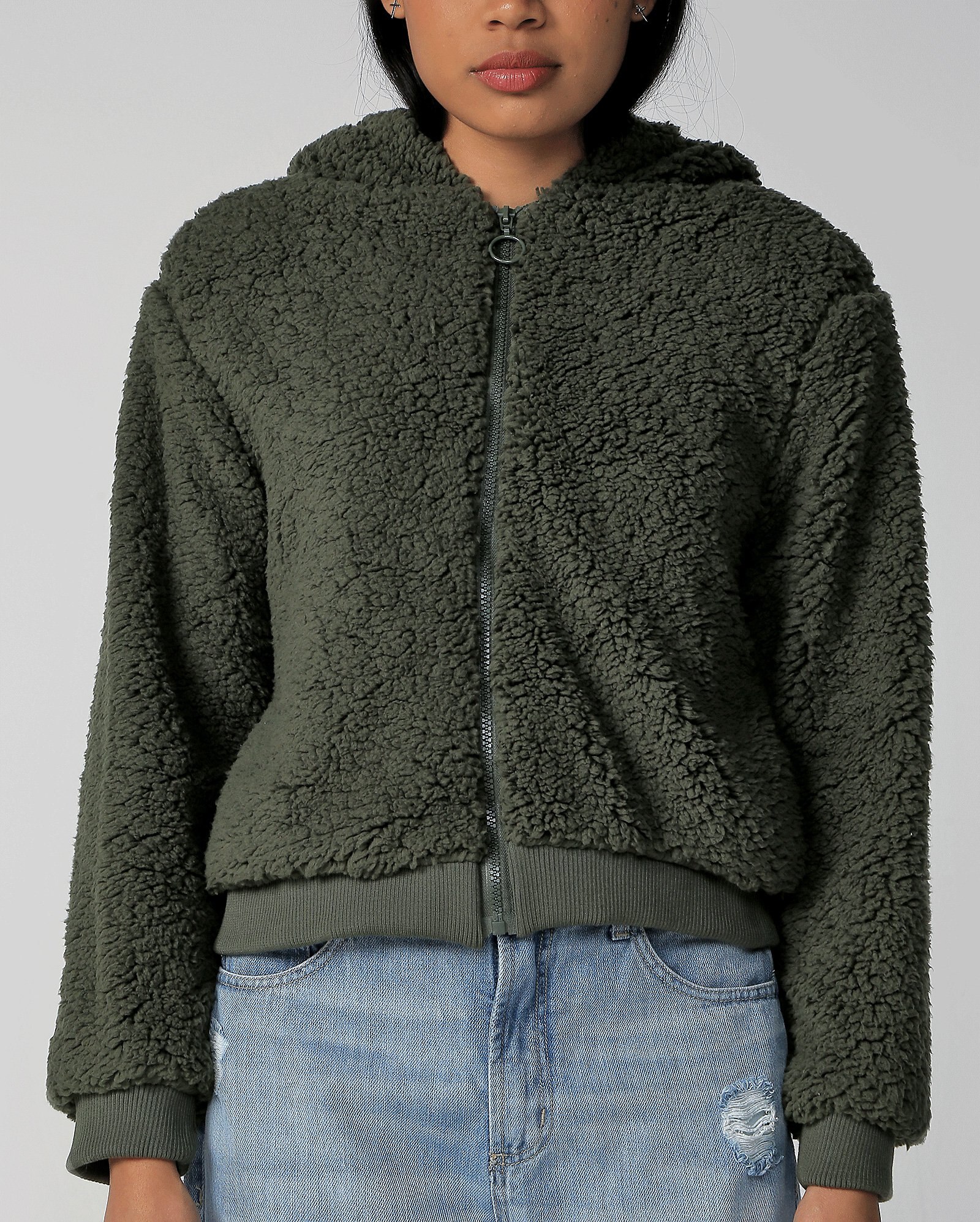 Riachuelo | Casaco Feminino com Capuz Pelúcia Verde Pool by Riachuelo