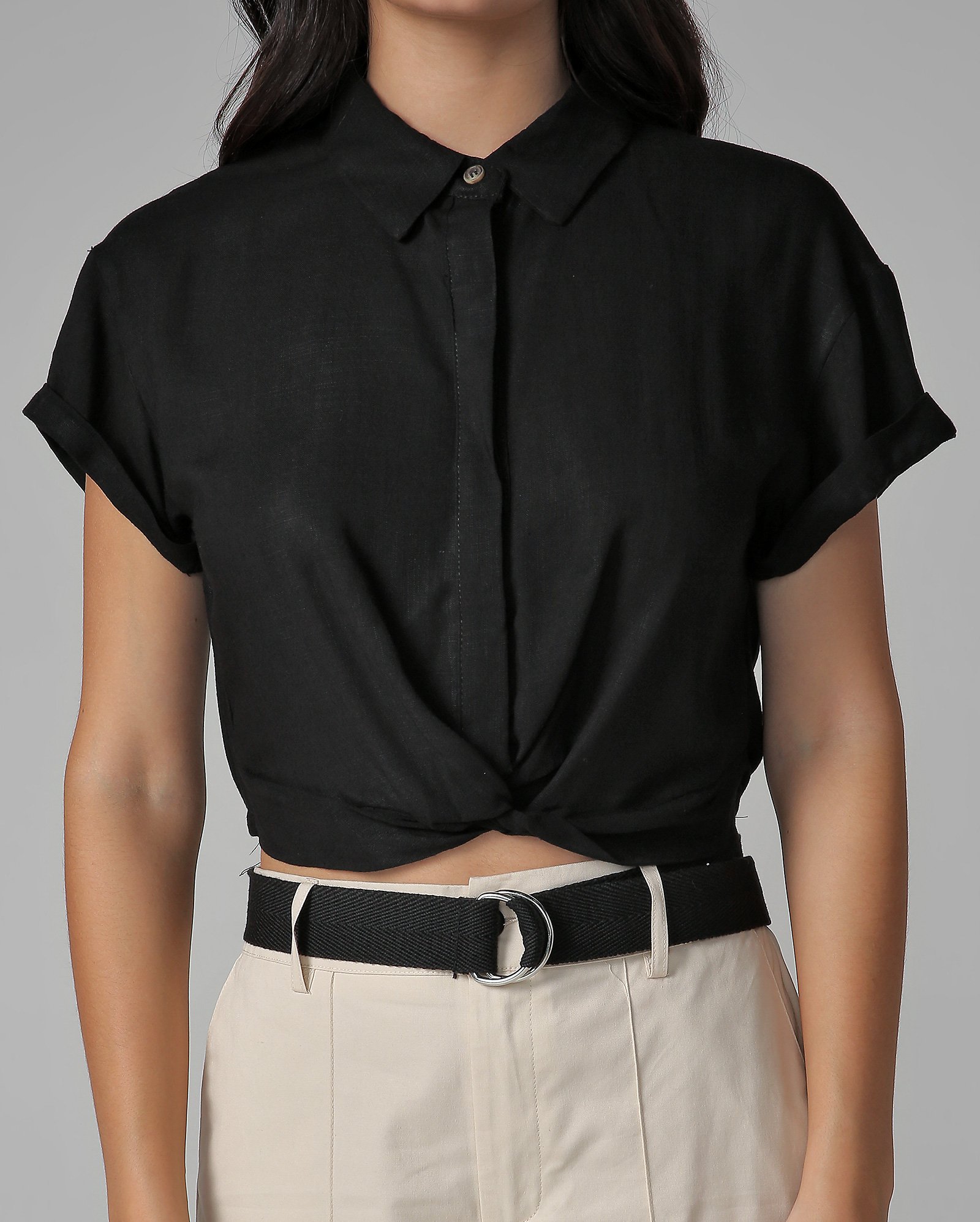 Riachuelo | Camisa Cropped Feminina Manga Curta Preto Pool by Riachuelo
