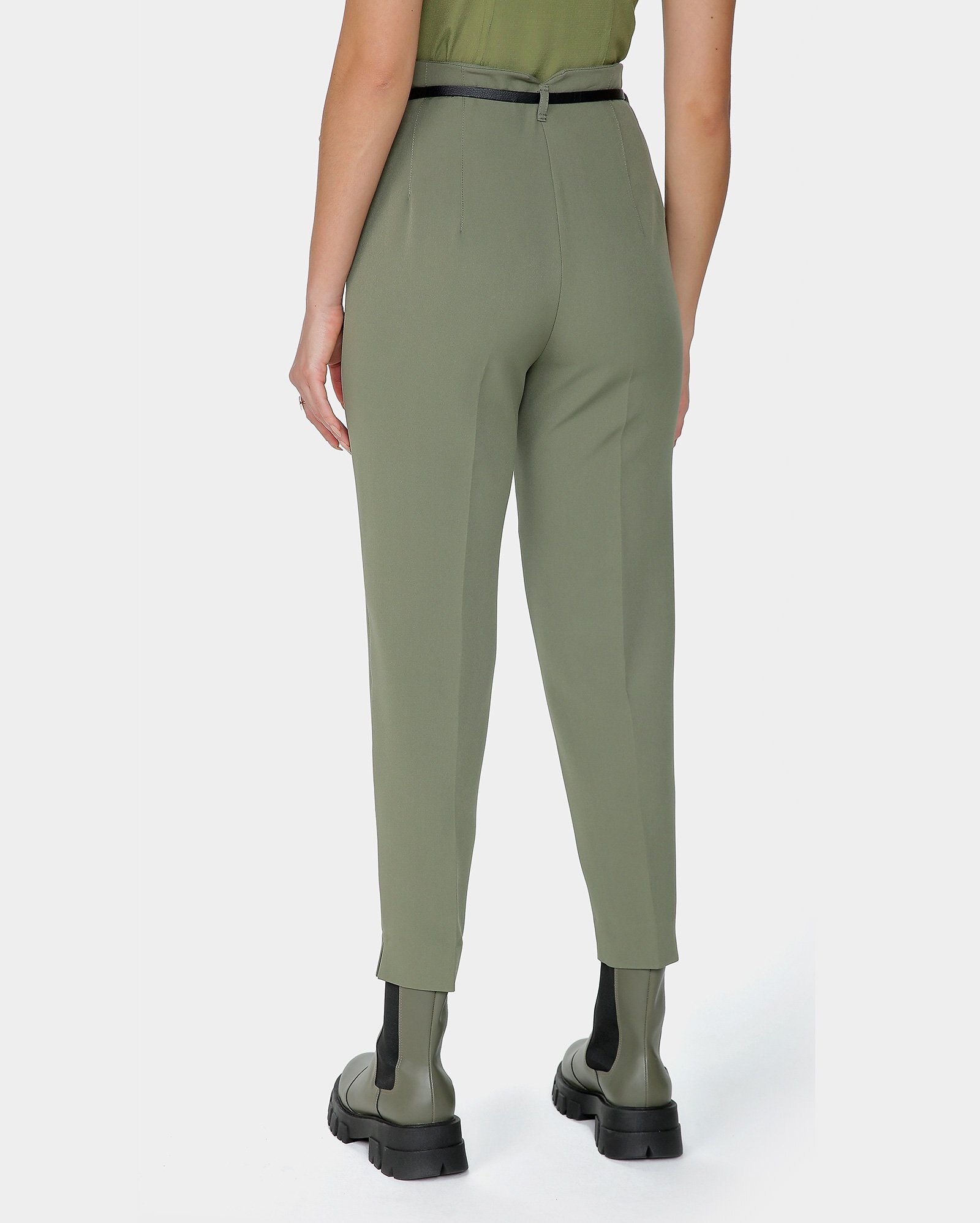 Riachuelo | Calça Alfaiataria Feminina com Cinto Verde Pistache AK by ...