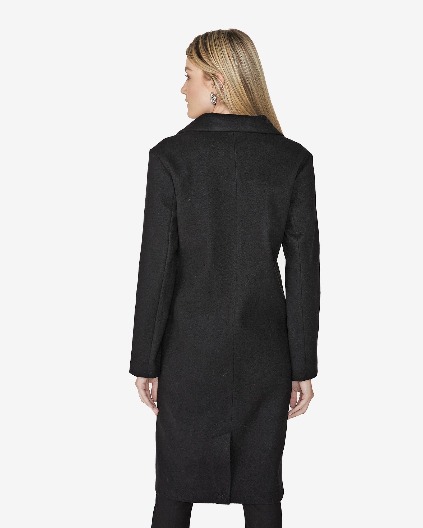 Riachuelo | Sobretudo Feminino Alongado Polivelour Preto AK by Riachuelo