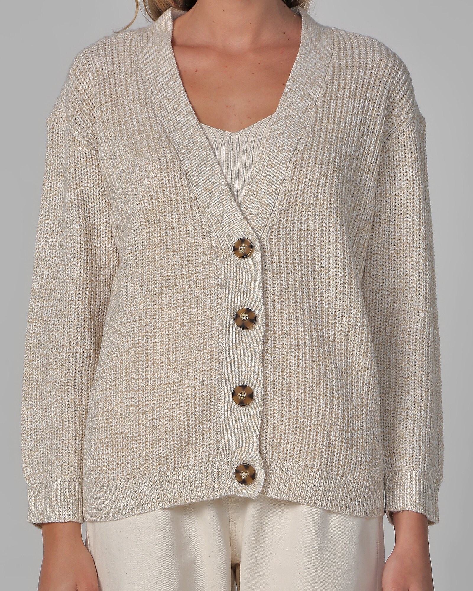Riachuelo | Cardigan Feminino Manga Longa Tricot Bege AK by Riachuelo