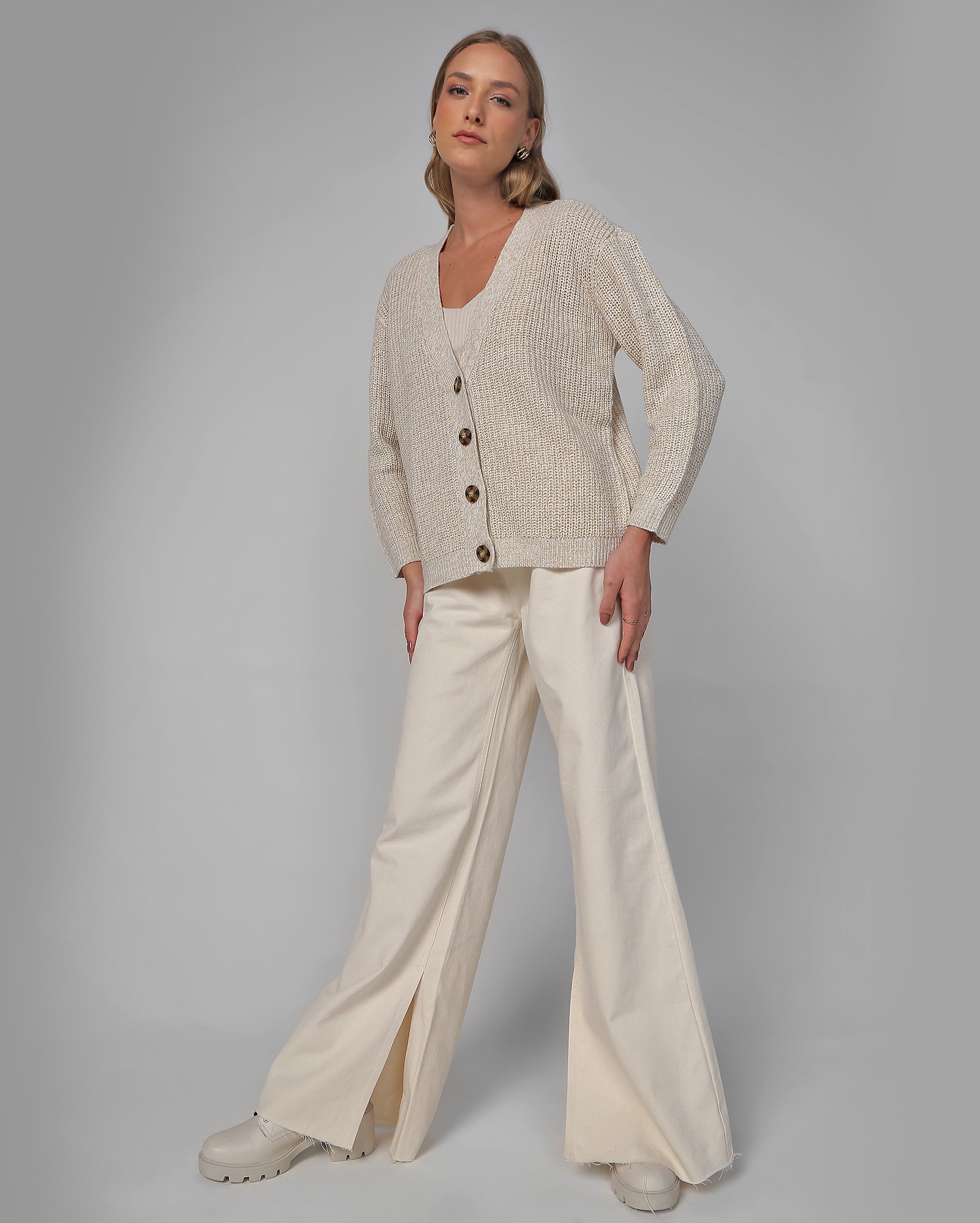 Riachuelo | Cardigan Feminino Manga Longa Tricot Bege AK by Riachuelo