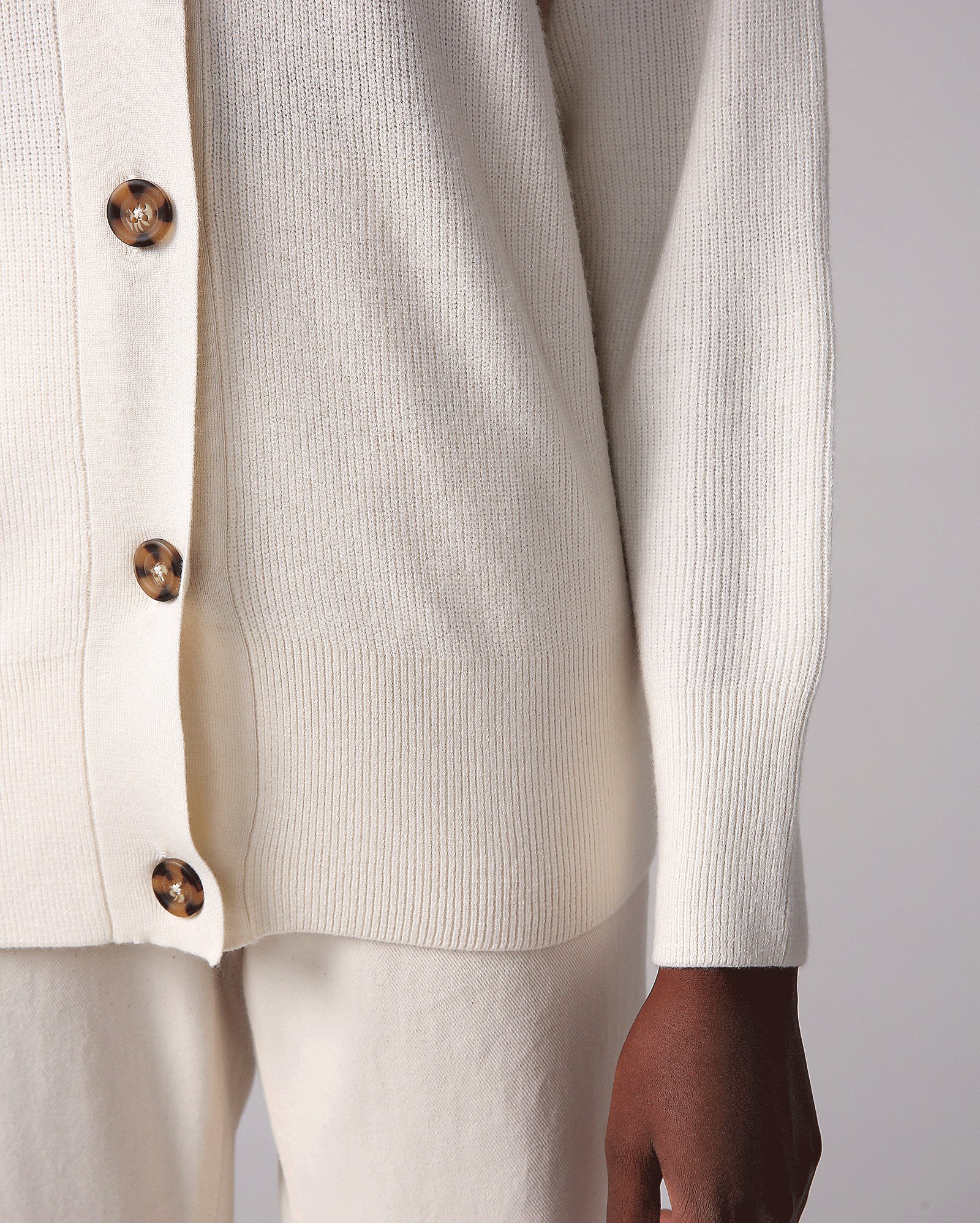 Riachuelo | Cardigan feminino alongado tricot off-white | AK by Riachuelo