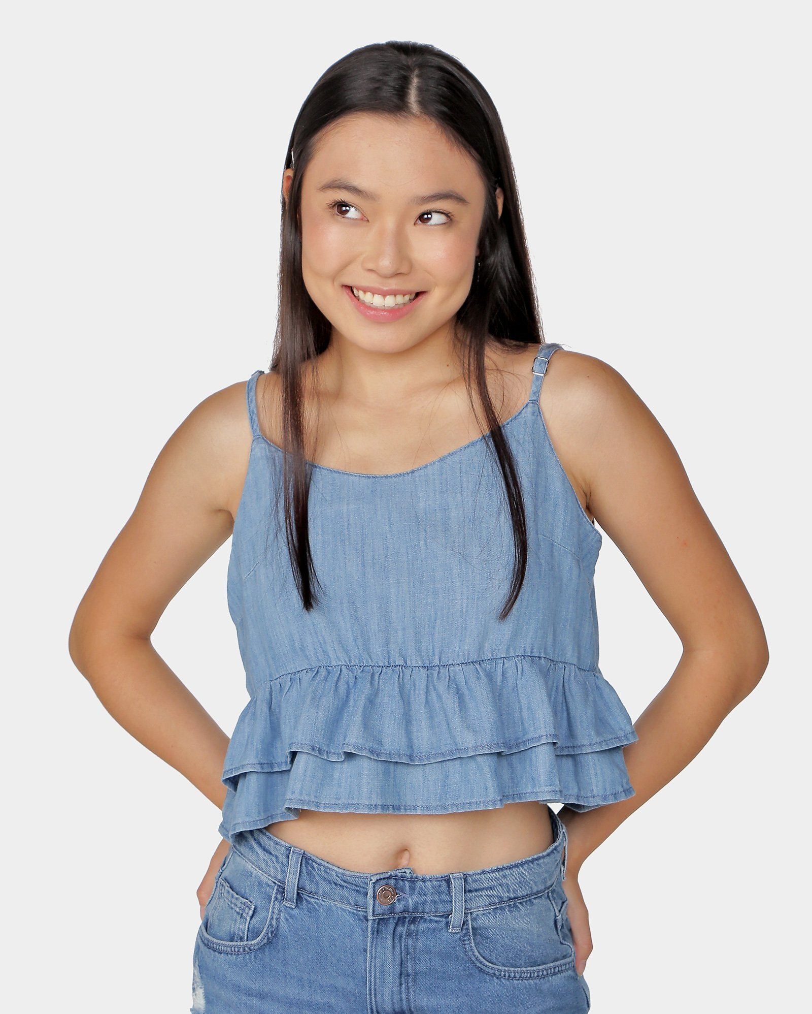 Riachuelo | Blusa Cropped Jeans Juvenil Alça Fina Denim Claro Tam 10 a ...