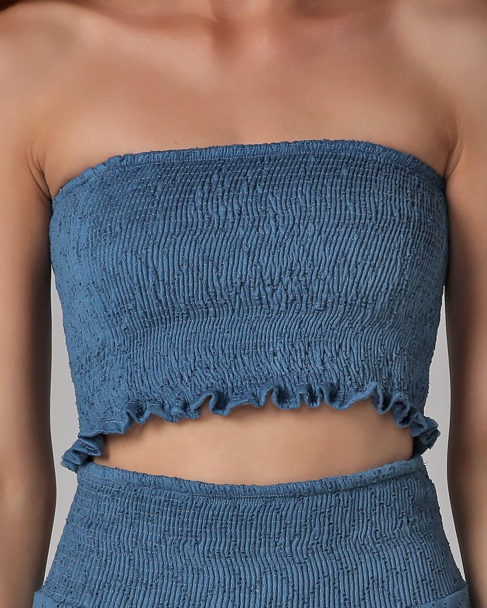 Riachuelo | Top faixa feminino lastex com babados azul | AK by Riachuelo