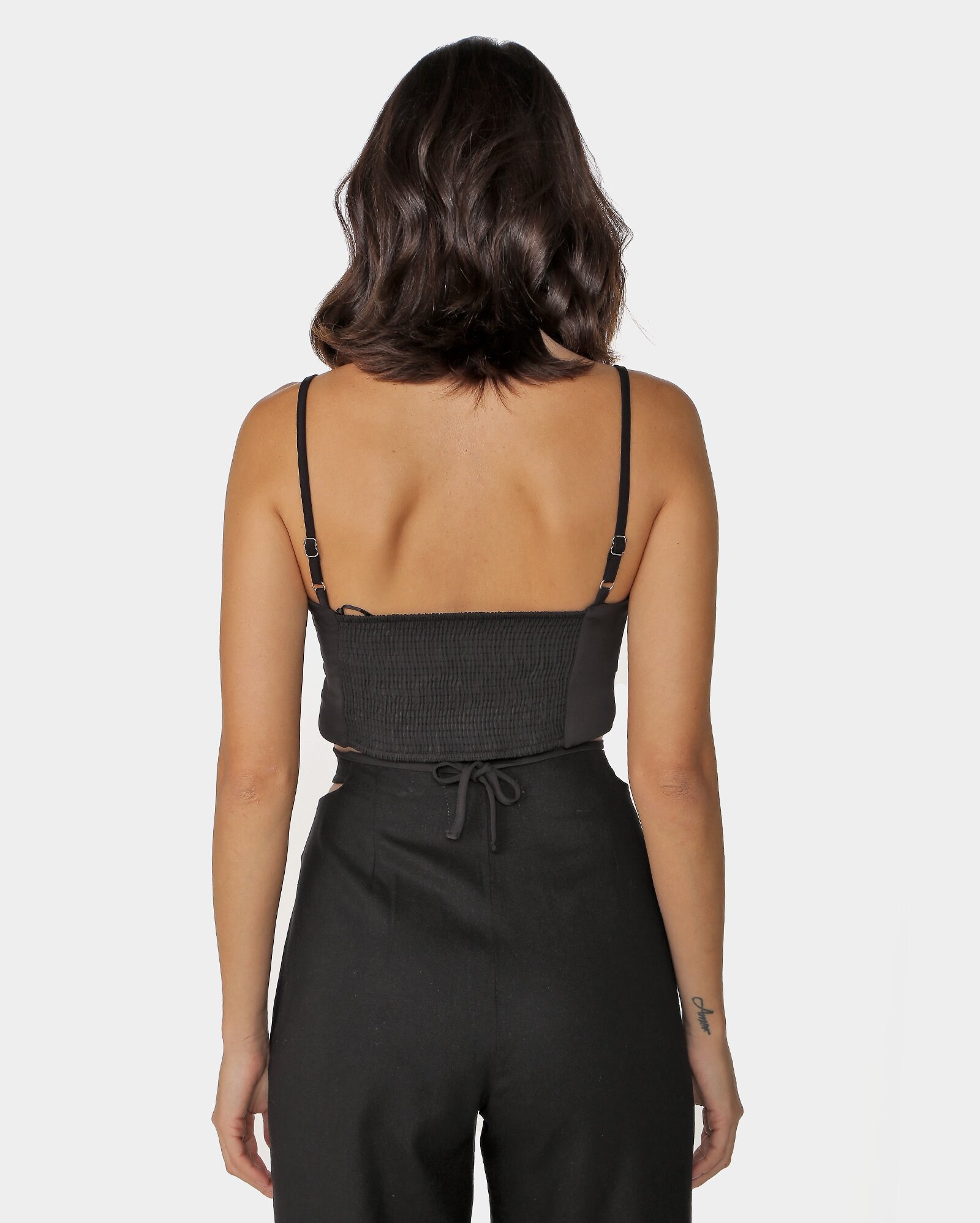 Riachuelo | Top feminino amarração cruzada preto | AK by Riachuelo