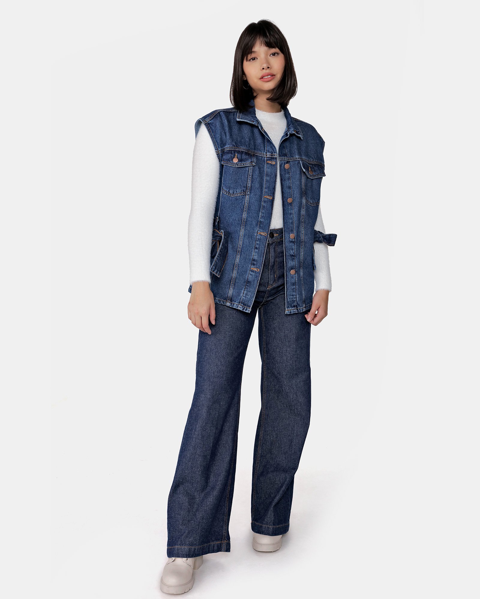 Riachuelo | Colete Jeans Feminino Alongado com Bolsos Denim Claro Pool ...