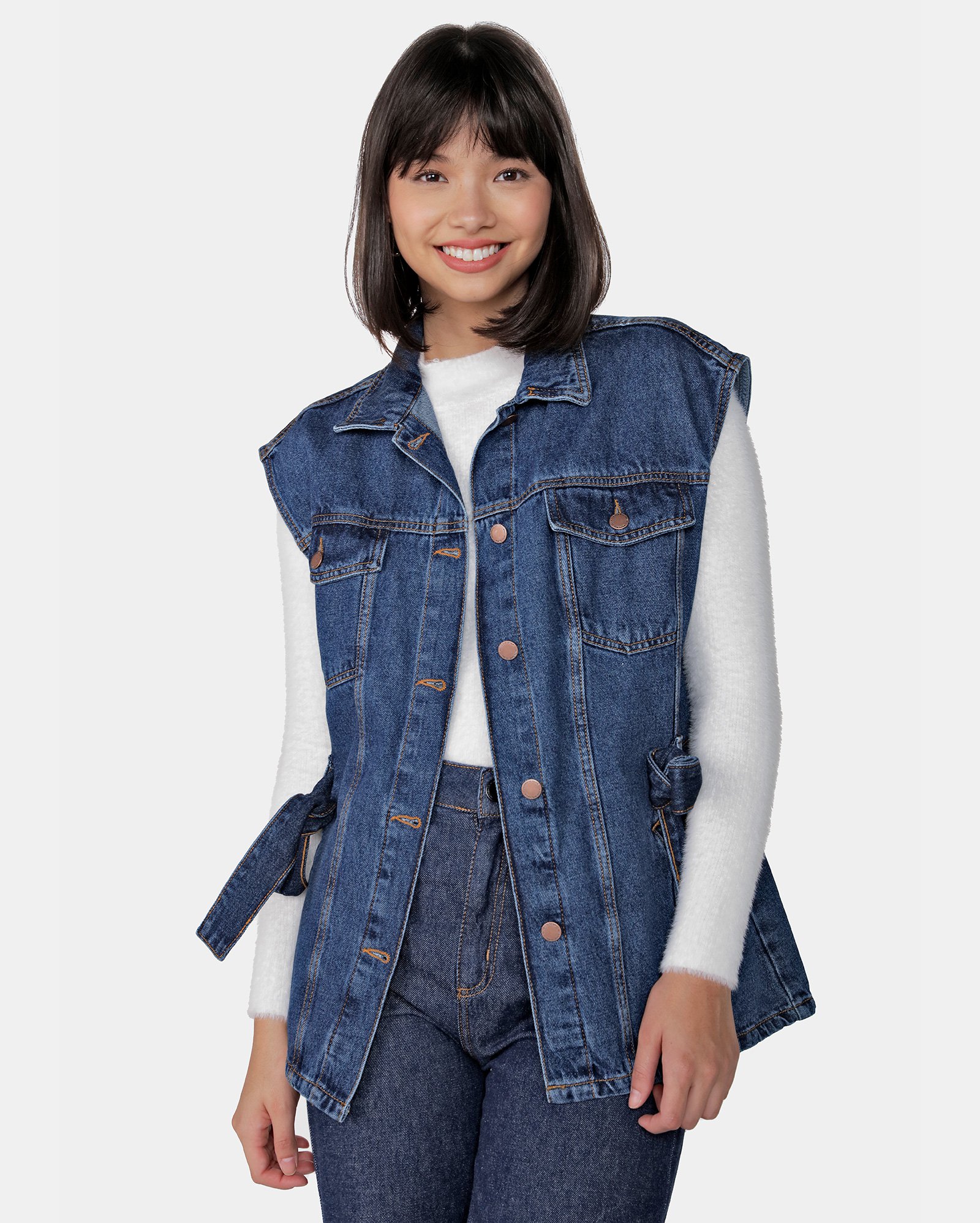 Riachuelo | Colete Jeans Feminino Alongado com Bolsos Denim Claro Pool ...