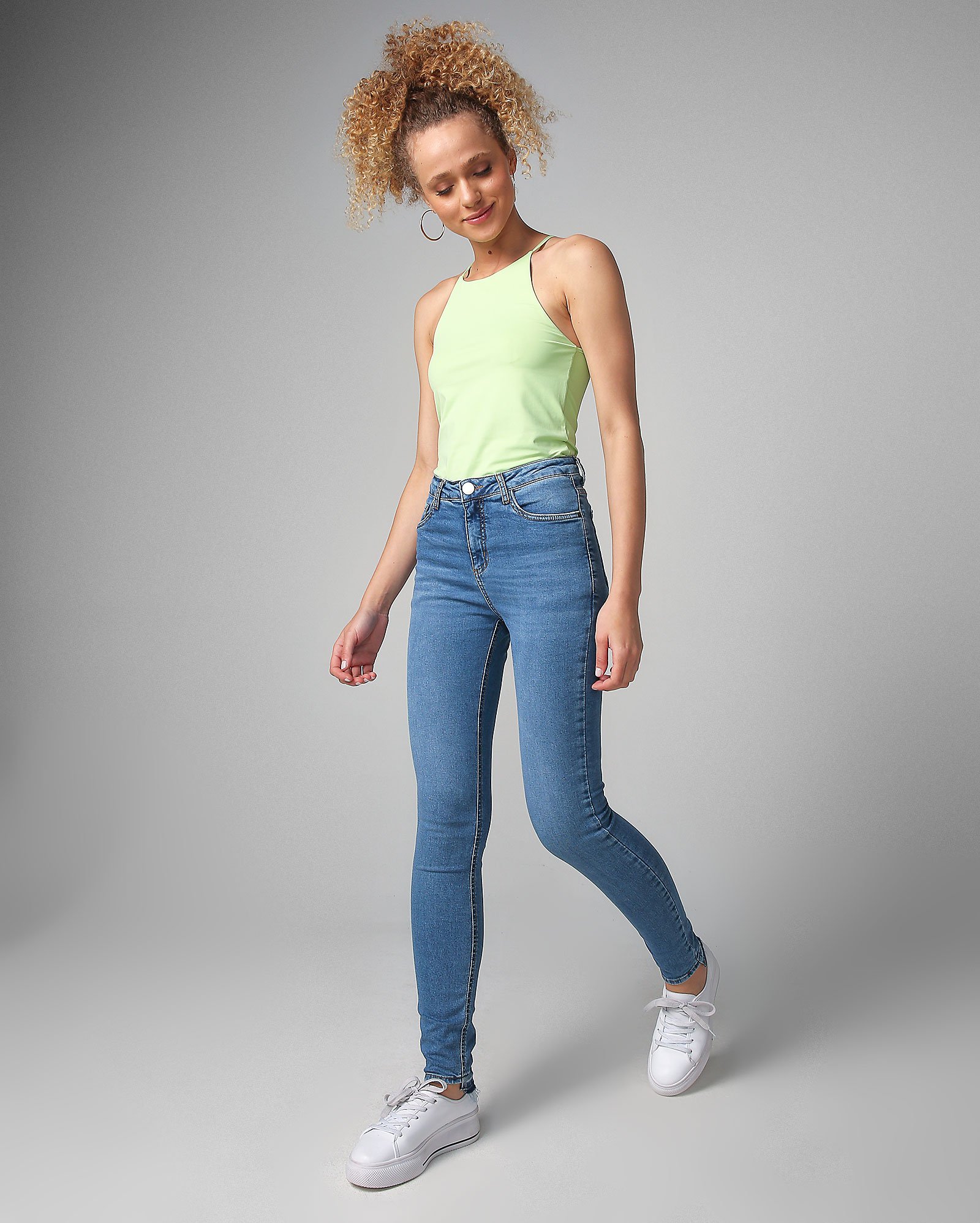 Riachuelo | Calça Jeans Feminina Skinny Cintura Alta Denim Claro Pool ...