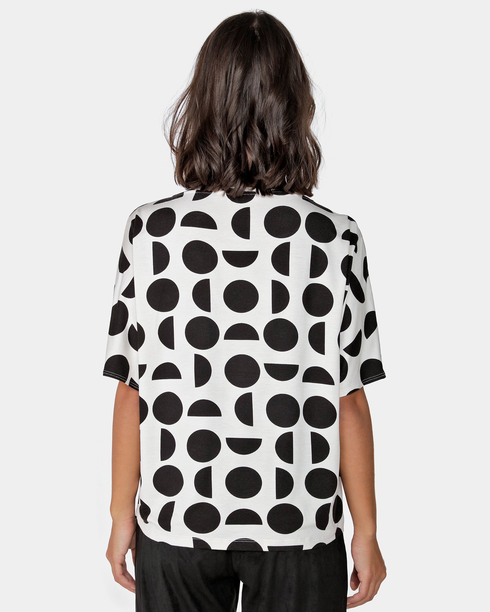 Riachuelo | Blusa Feminina Ampla Manga Curta Poá Branco AK by Riachuelo