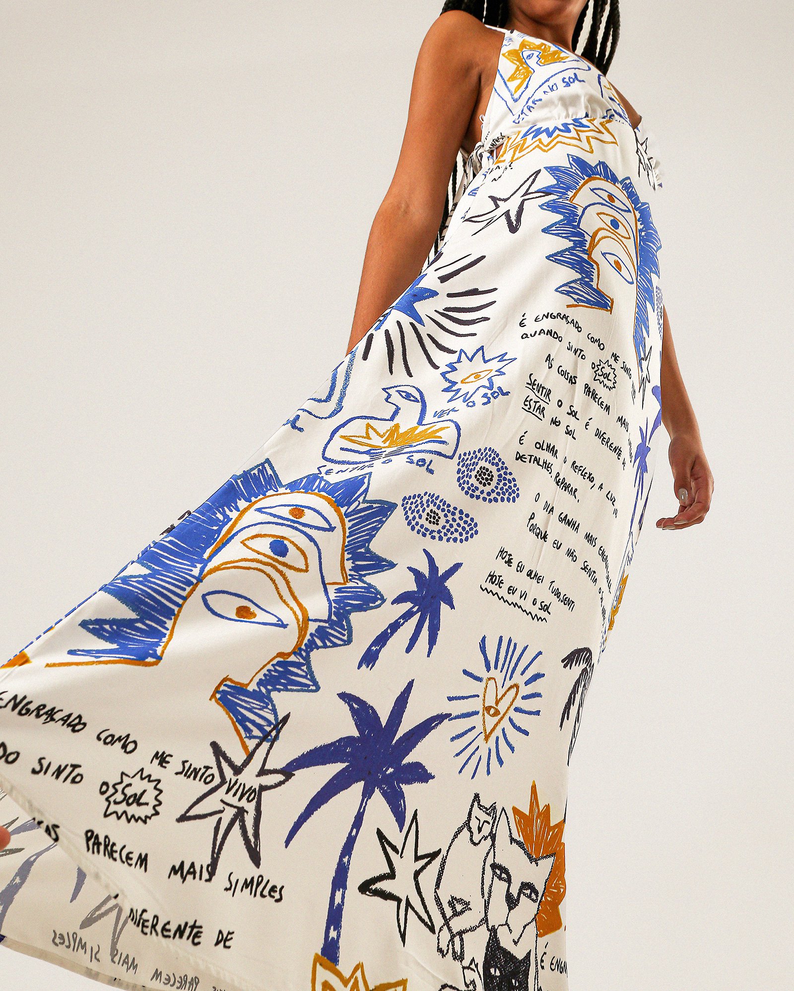 Riachuelo | Vestido midi evasê rascunhos branco | Riachuelo + Incerti