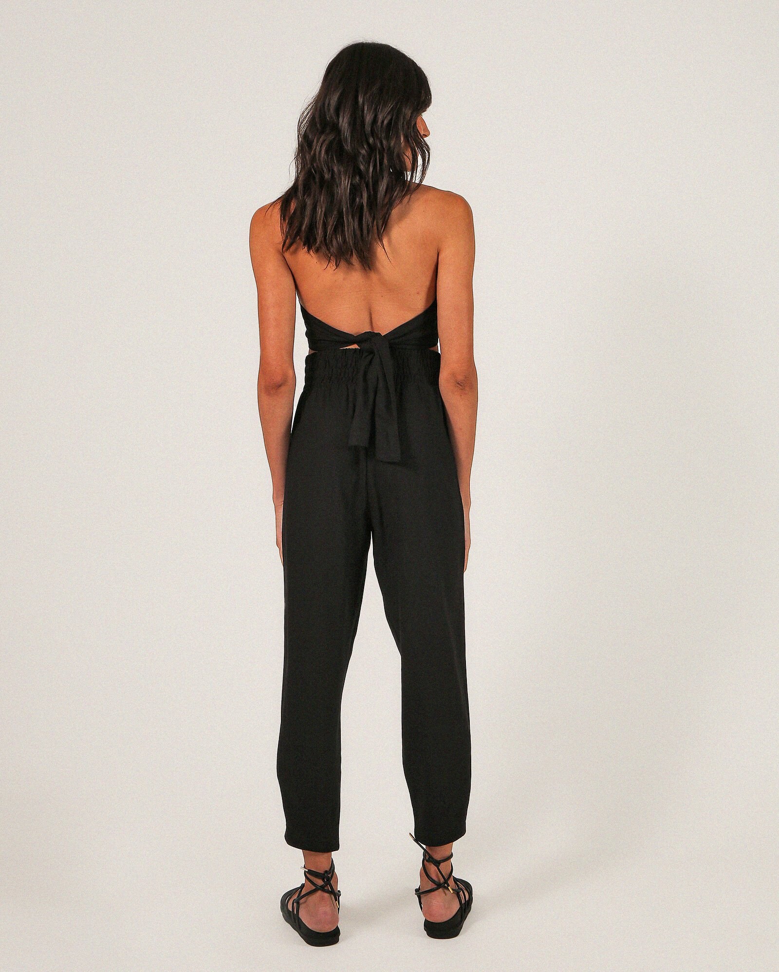 Riachuelo | Calça feminino slouchy com bolsos preta | Riachuelo + Incerti