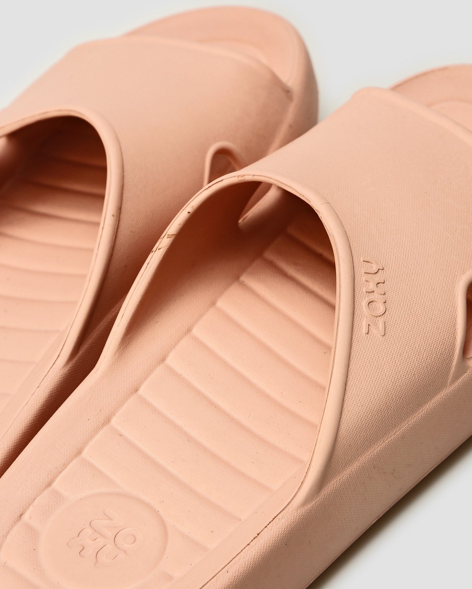 Riachuelo | Chinelo feminino slide nuvem Zaxy rosa | Grendene