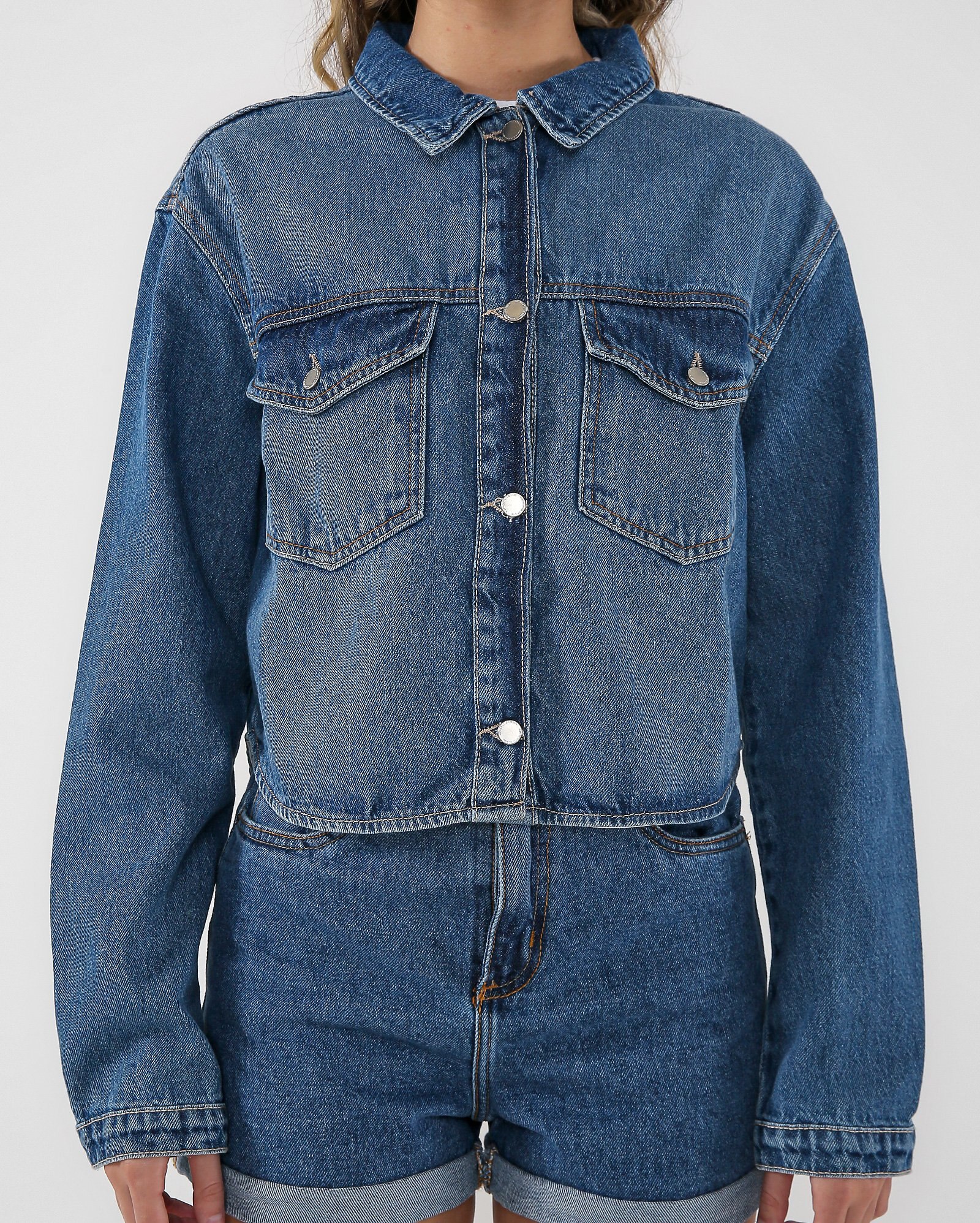 Riachuelo | Shacket jeans juvenil com bolsos denim médio | Y C by Riachuelo