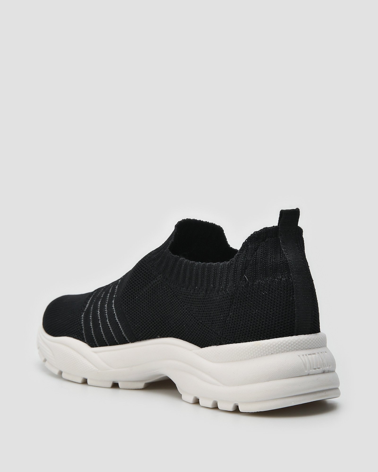 Riachuelo | Tênis feminino casual slip on knit preto | Vizzano