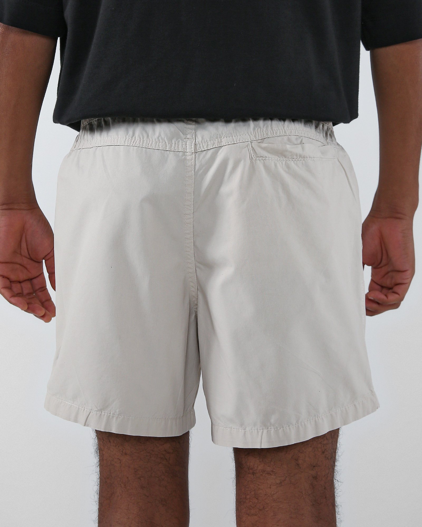 Riachuelo | Short jeans color masculino reto amarração bege | Pool by ...