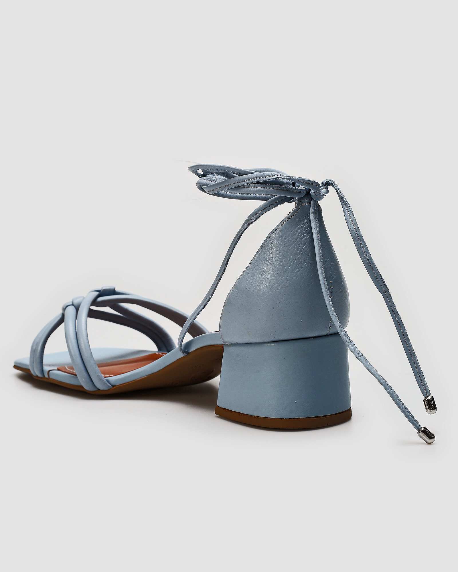 Riachuelo | Sandália feminina de couro salto baixo tiras e nó azul ...