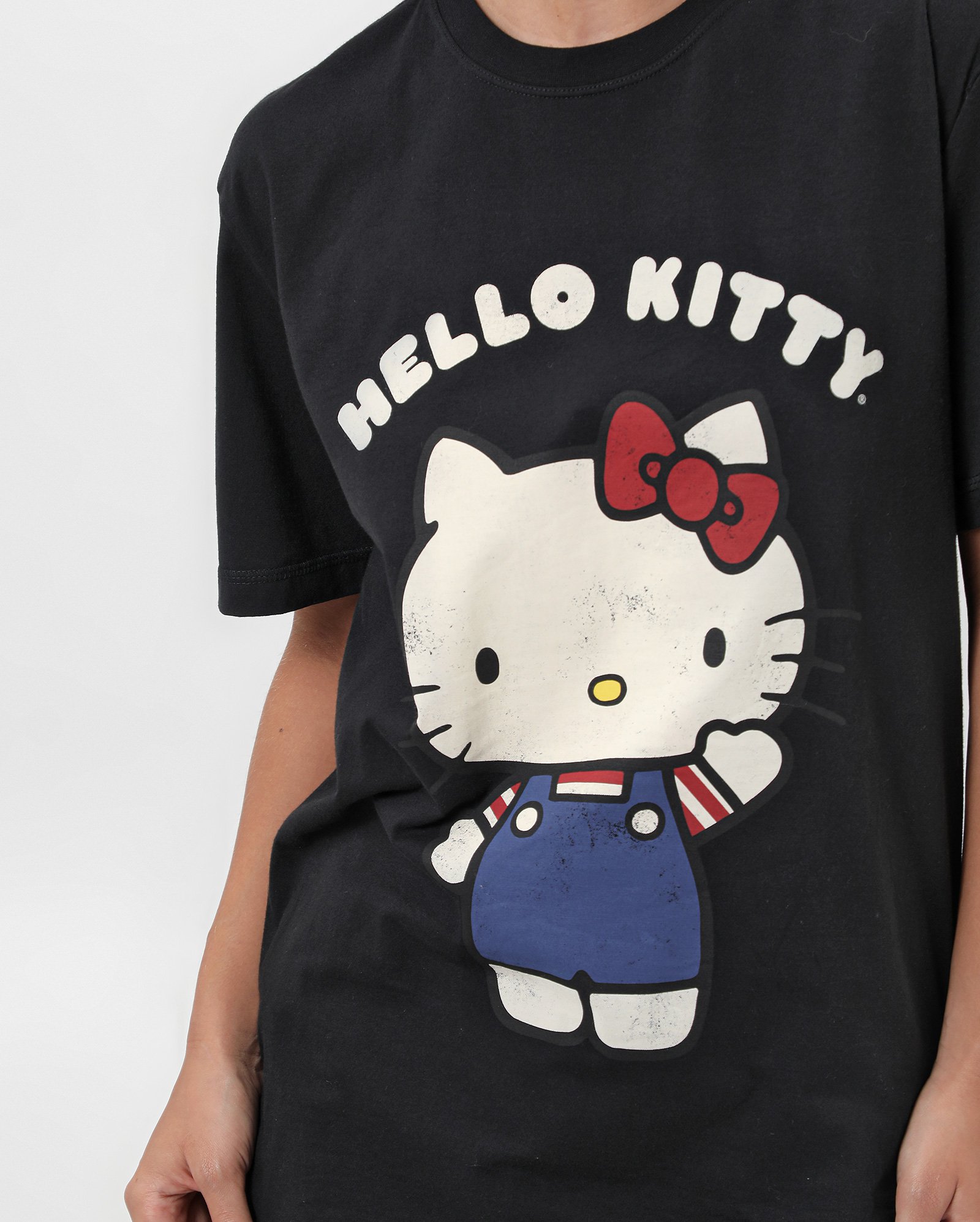 Riachuelo | Camiseta regular Hello Kitty preta | FANLAB
