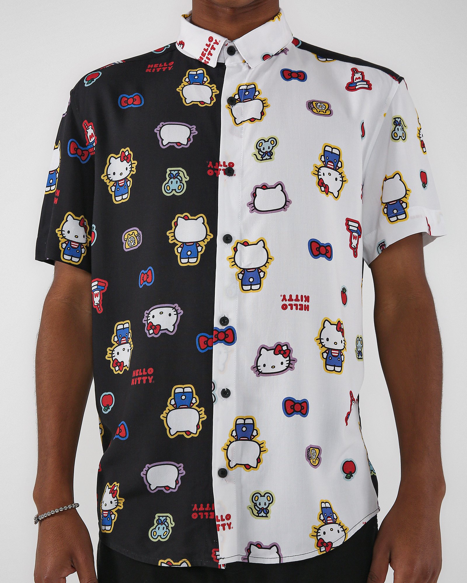 Riachuelo | Camisa Hello Kitty block color preta | Sanrio