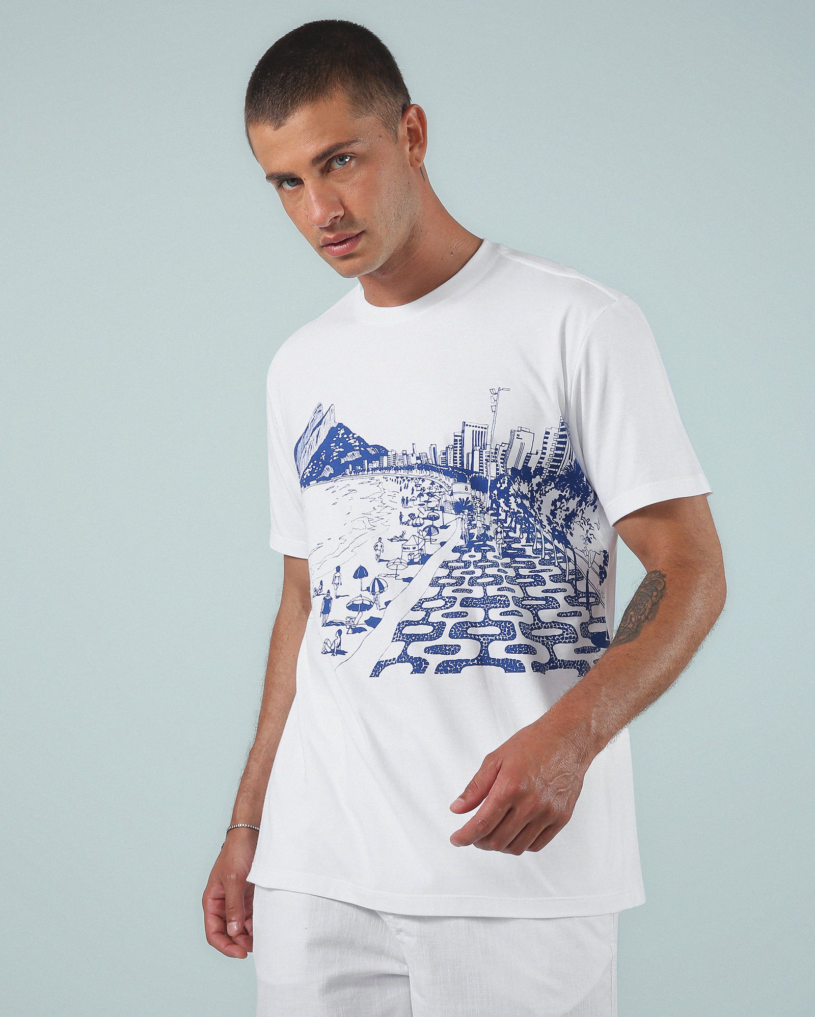 Riachuelo | Camiseta masculina orla branca | Paulo Mariotti para Riachuelo