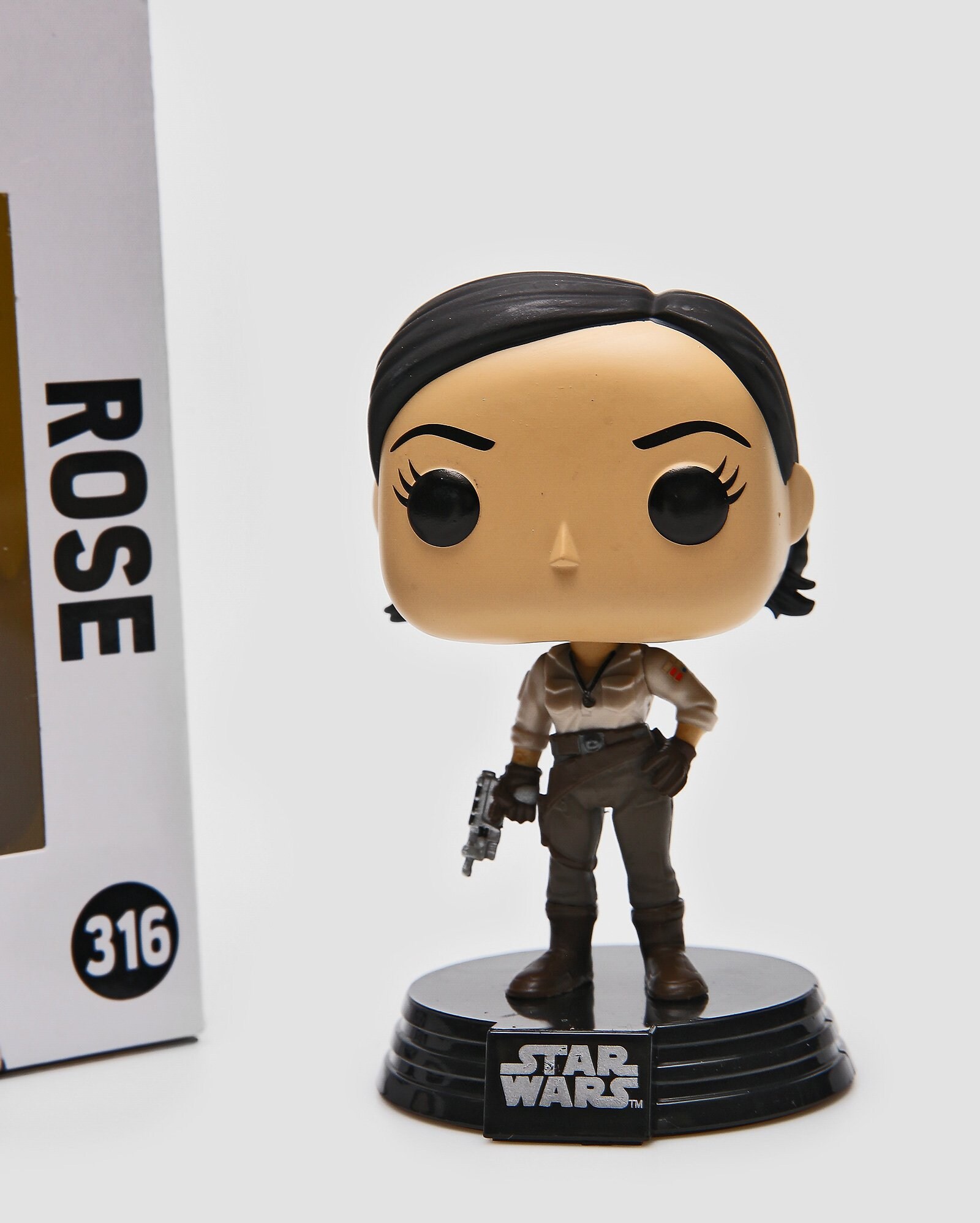 Funko Pop Rose Star Wars 316 bobble-head bege | FANLAB Oficial
