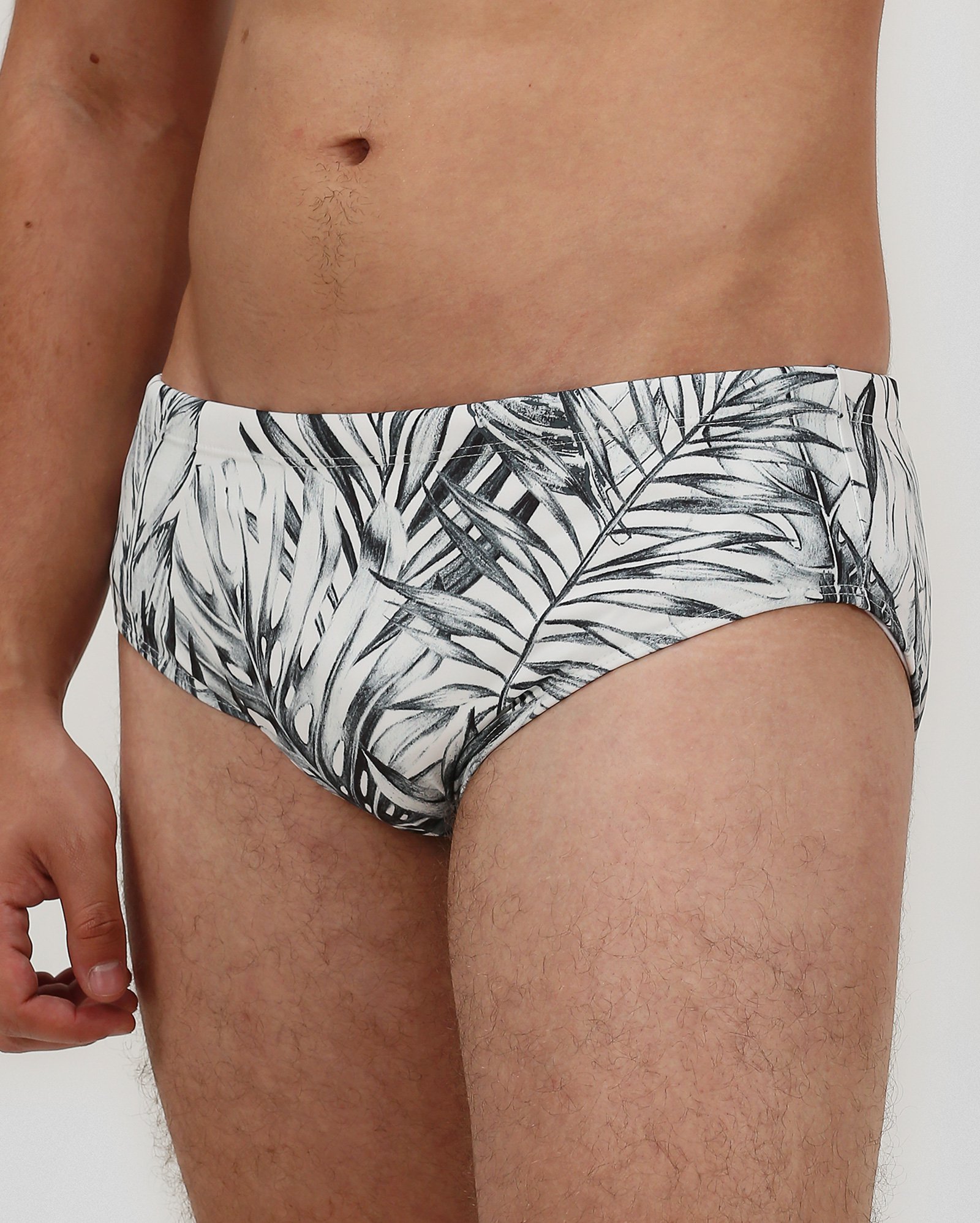 Riachuelo | Sunga tradicional folhagens branca | Pool by Riachuelo