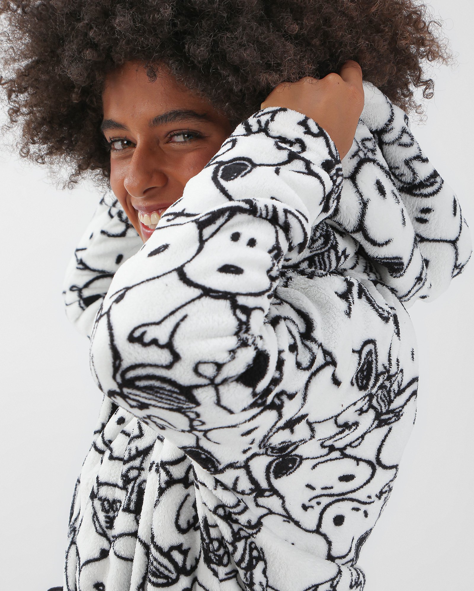Riachuelo | Robe feminino Snoopy de fleece com capuz branco | Peanuts