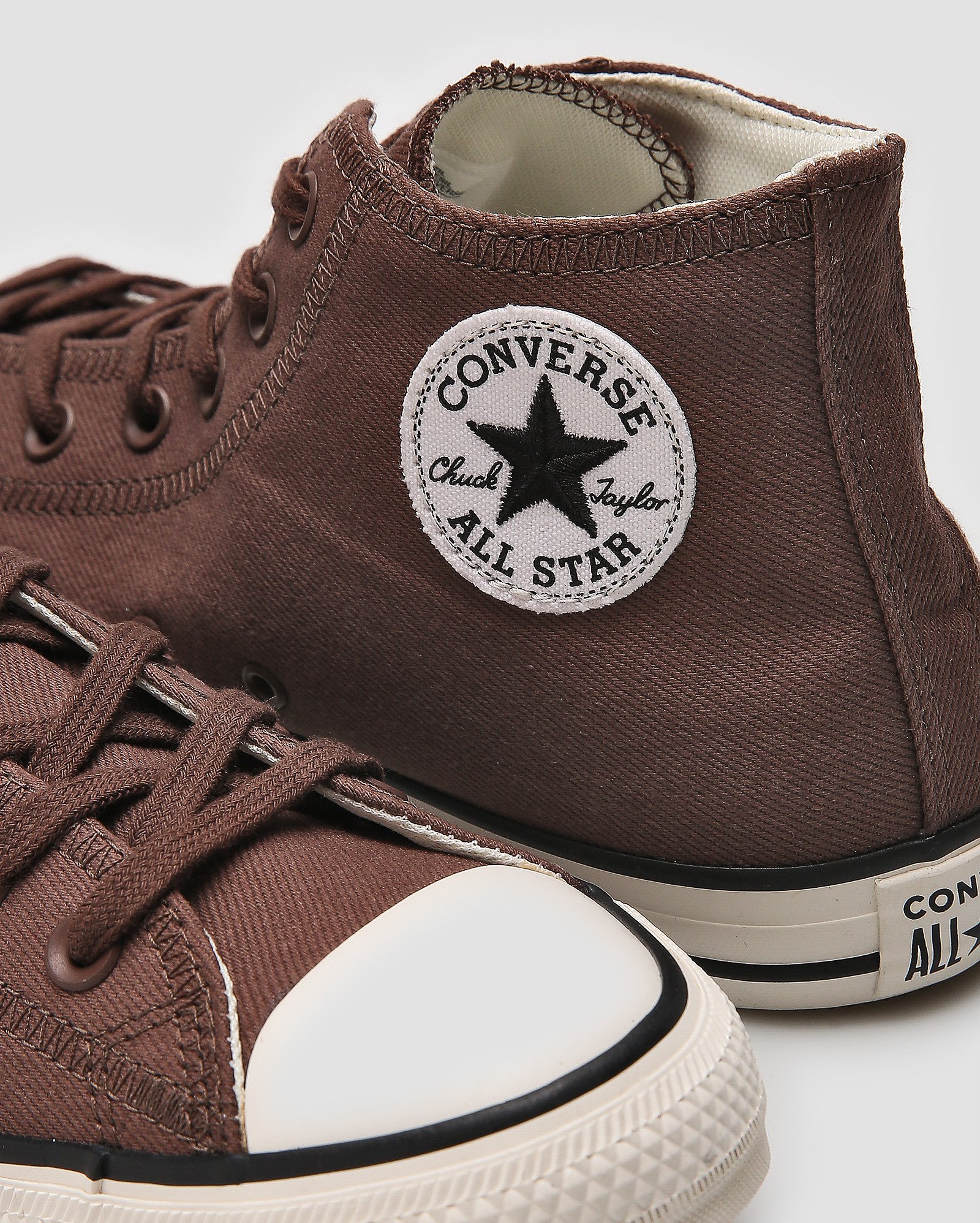 Riachuelo | Tênis Chuck Taylor cano alto marrom | Converse All Star