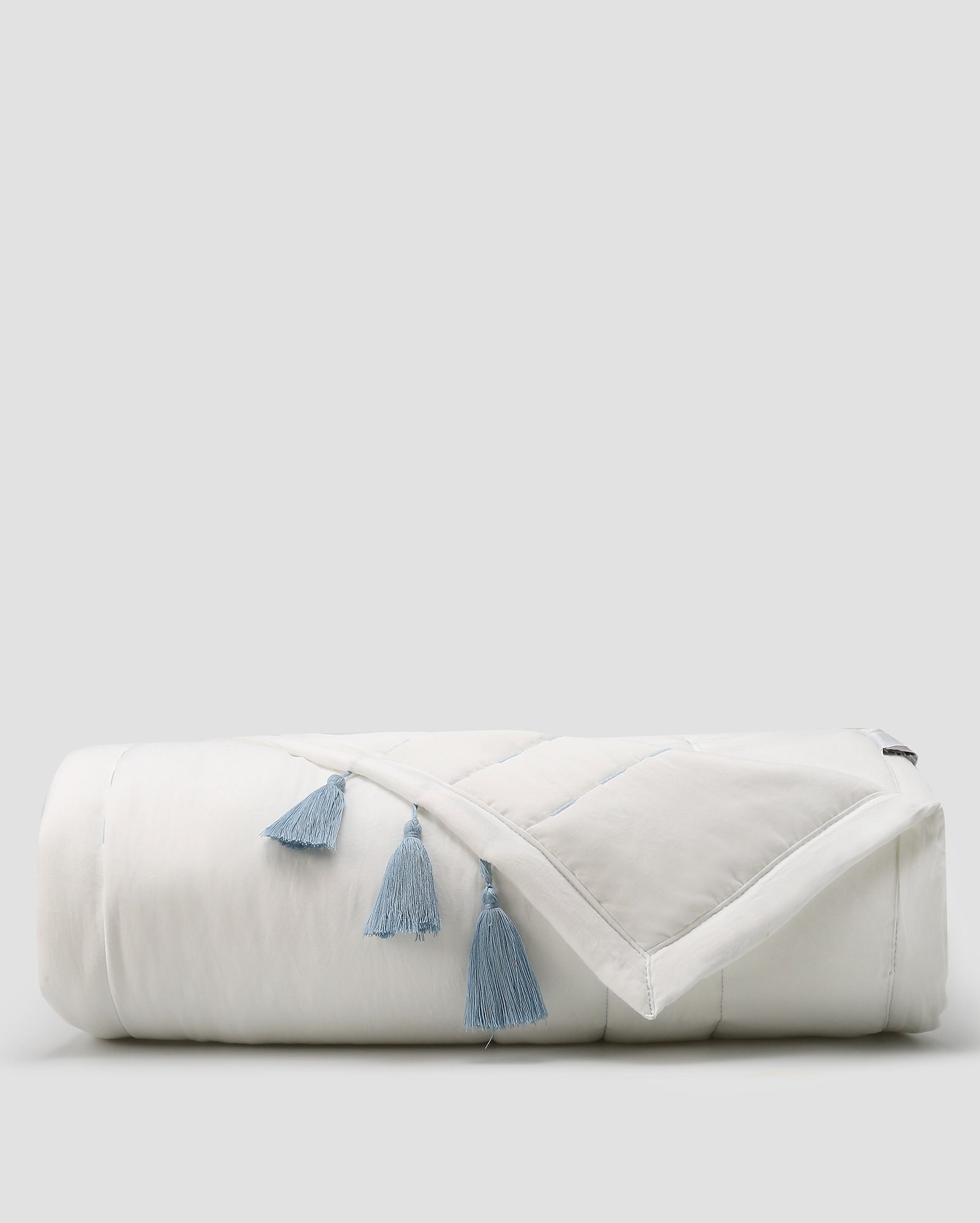 Riachuelo | Colcha design queen Allmost Vintage branca | Gallerist para ...