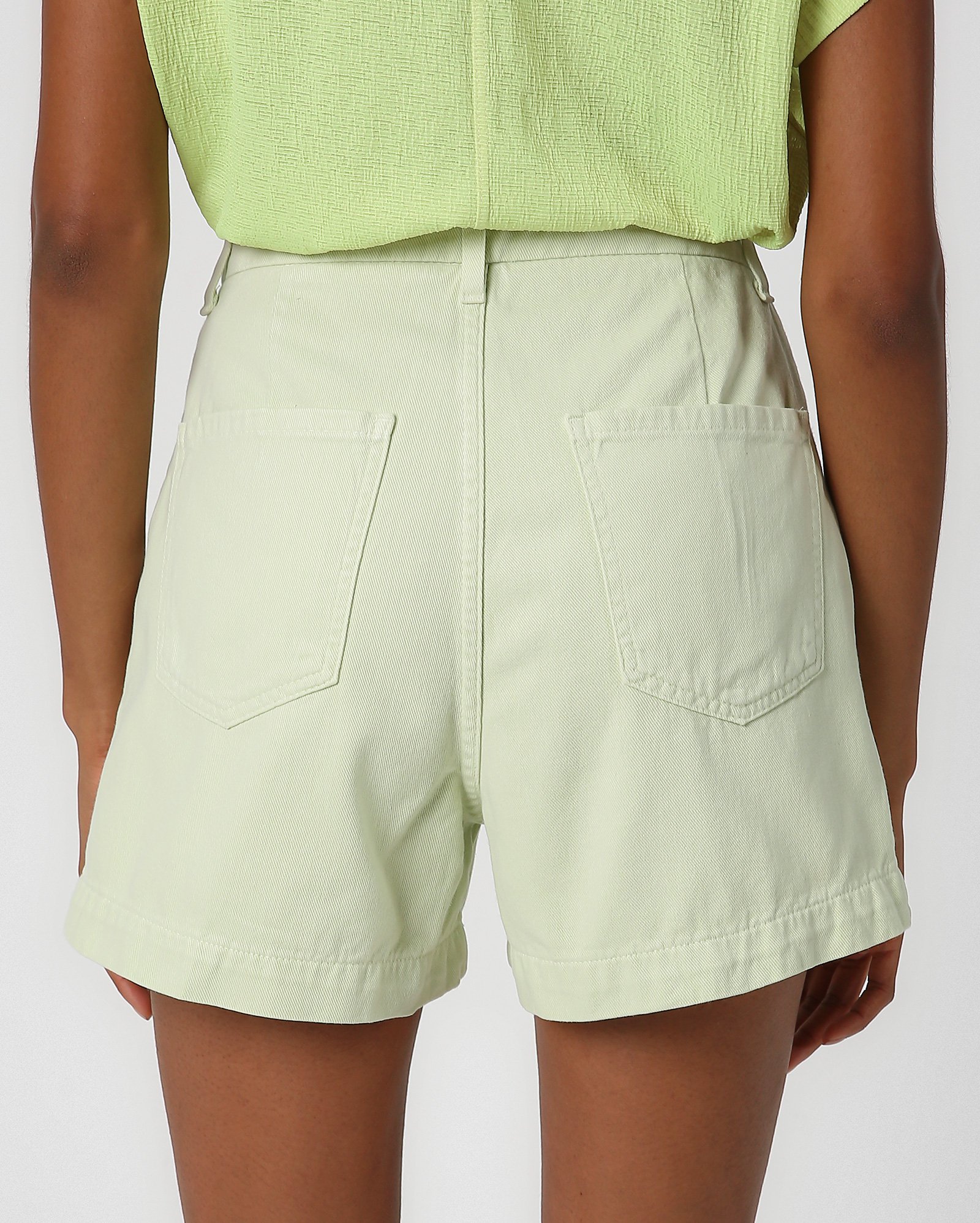 Riachuelo | Short jeans color feminino cintura alta verde | AK by Riachuelo