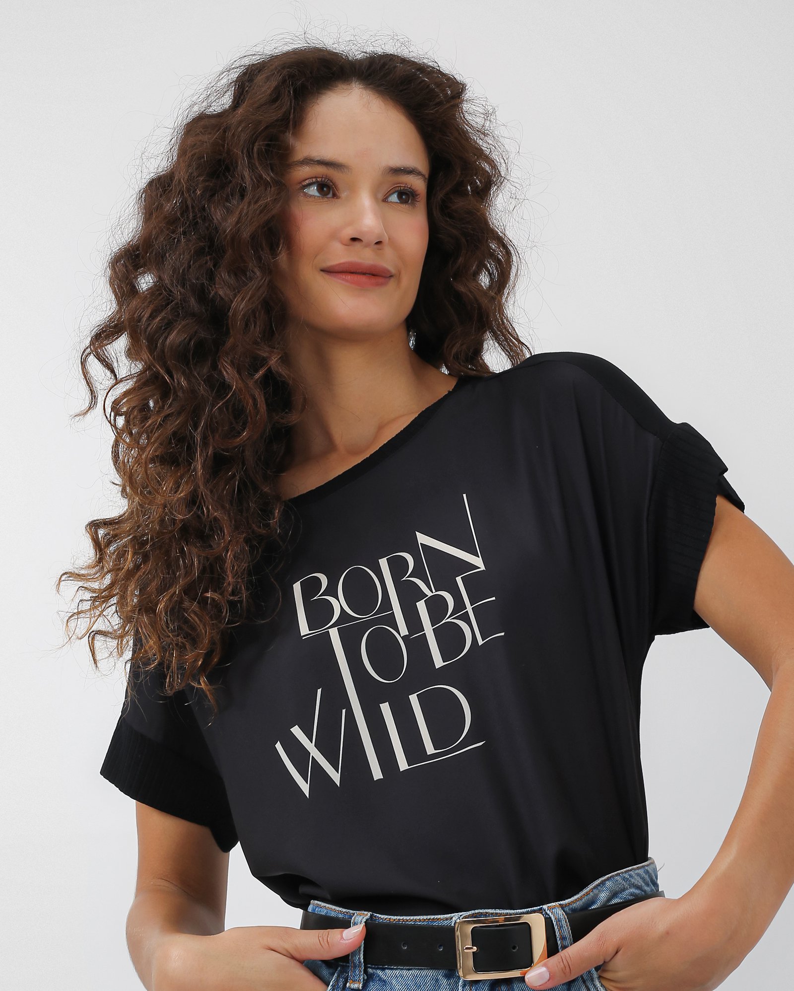 Riachuelo | Blusa feminina ampla Bia born to be wild preta | AK by ...