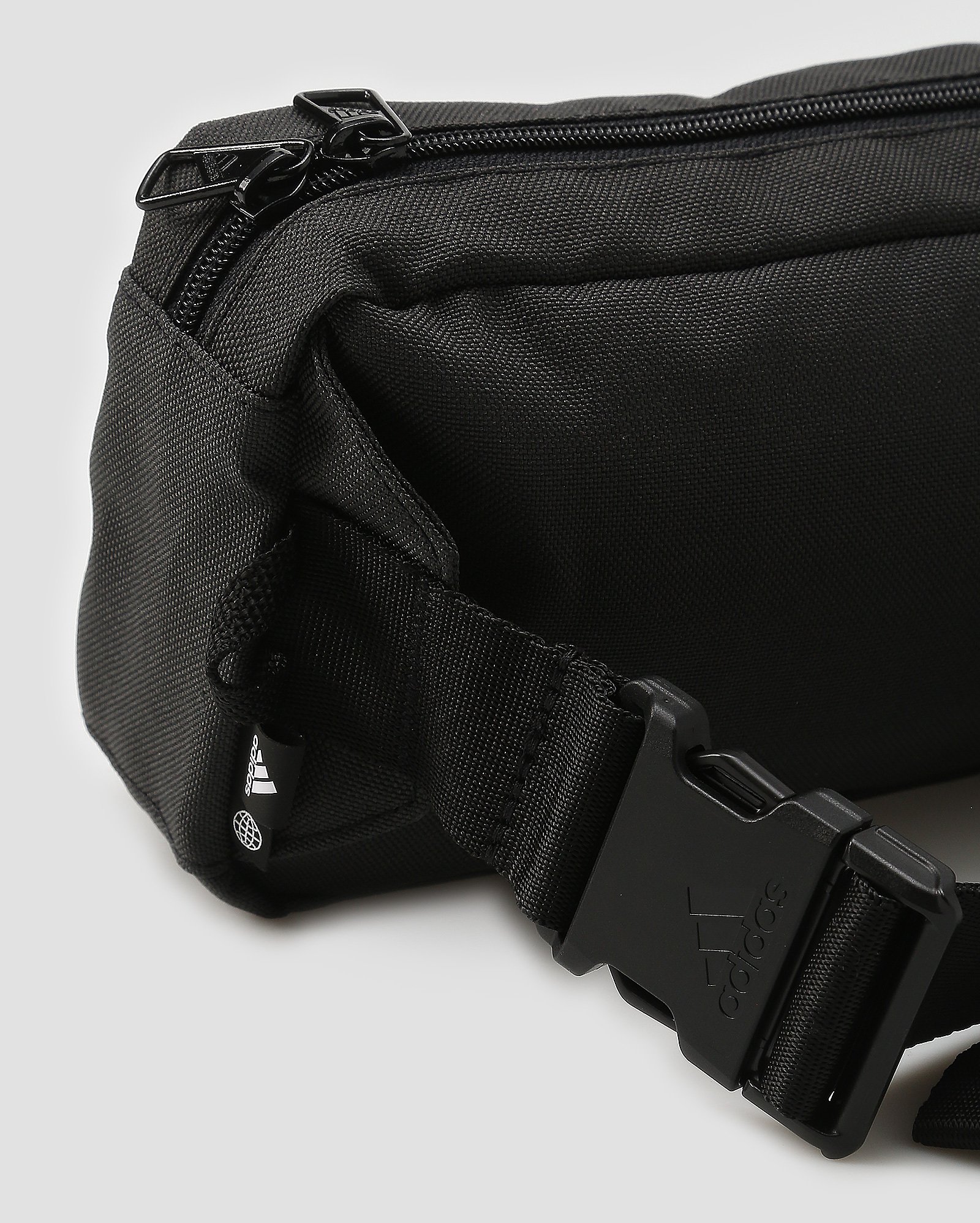 Riachuelo | Pochete Logo Linear HT4739 preto | Adidas