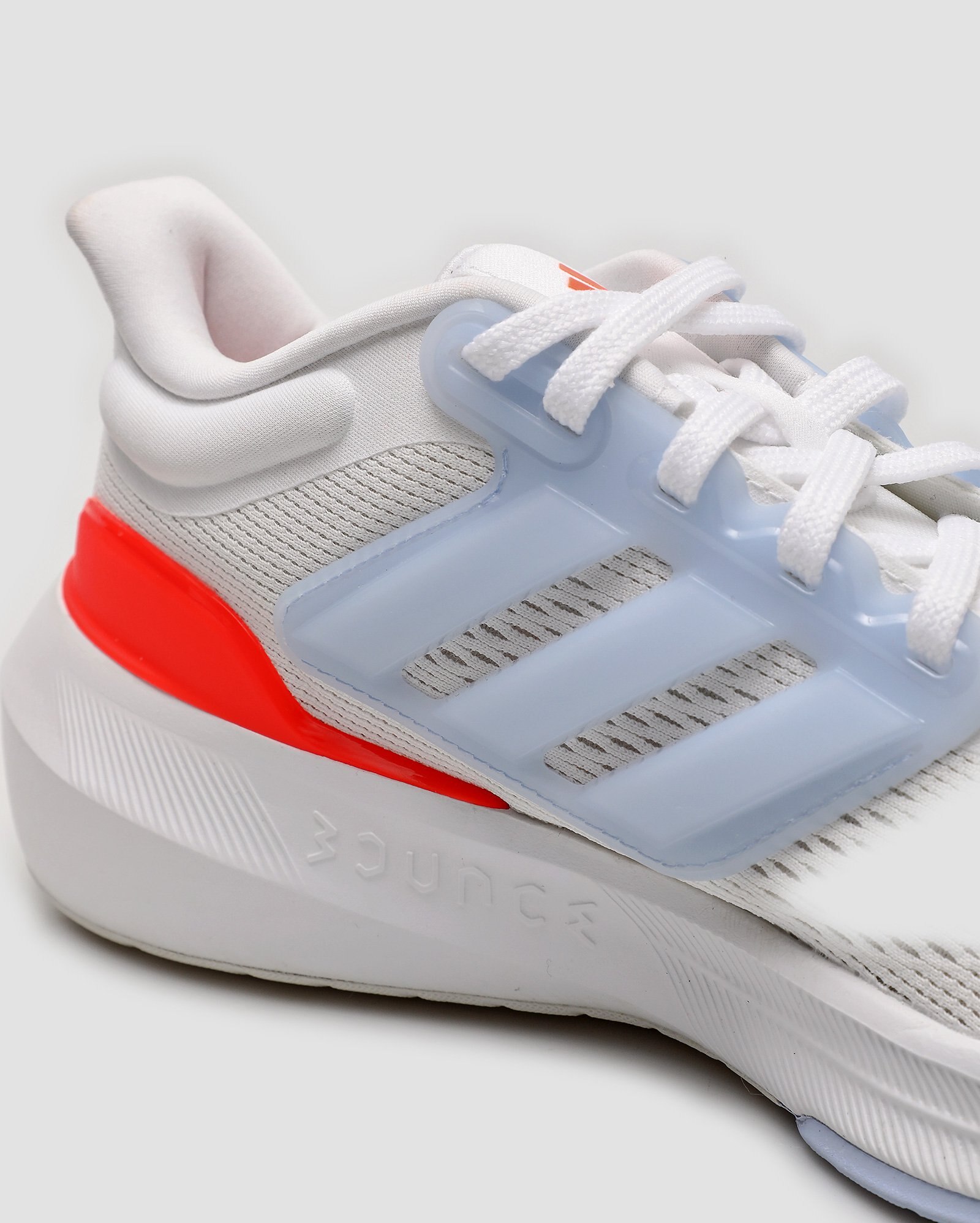 Riachuelo | Tênis feminino Ultrabounce HP5790 branco | Adidas