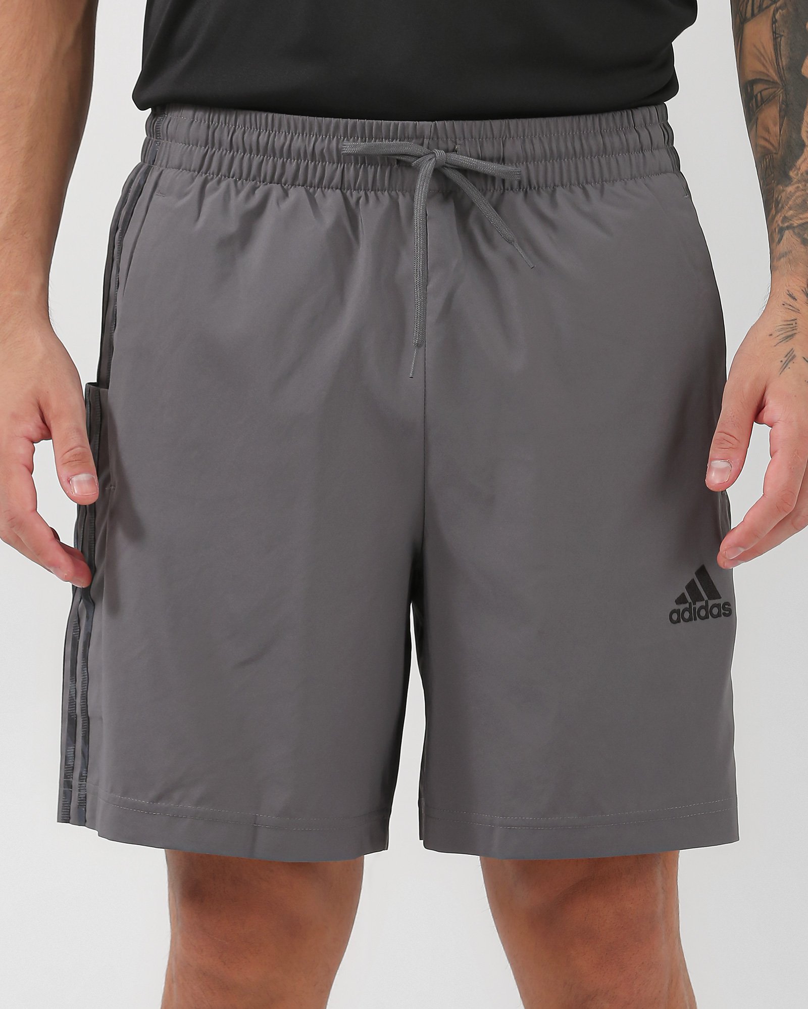 Riachuelo | Bermuda masculina Aeroready IC1494 cinza | Adidas