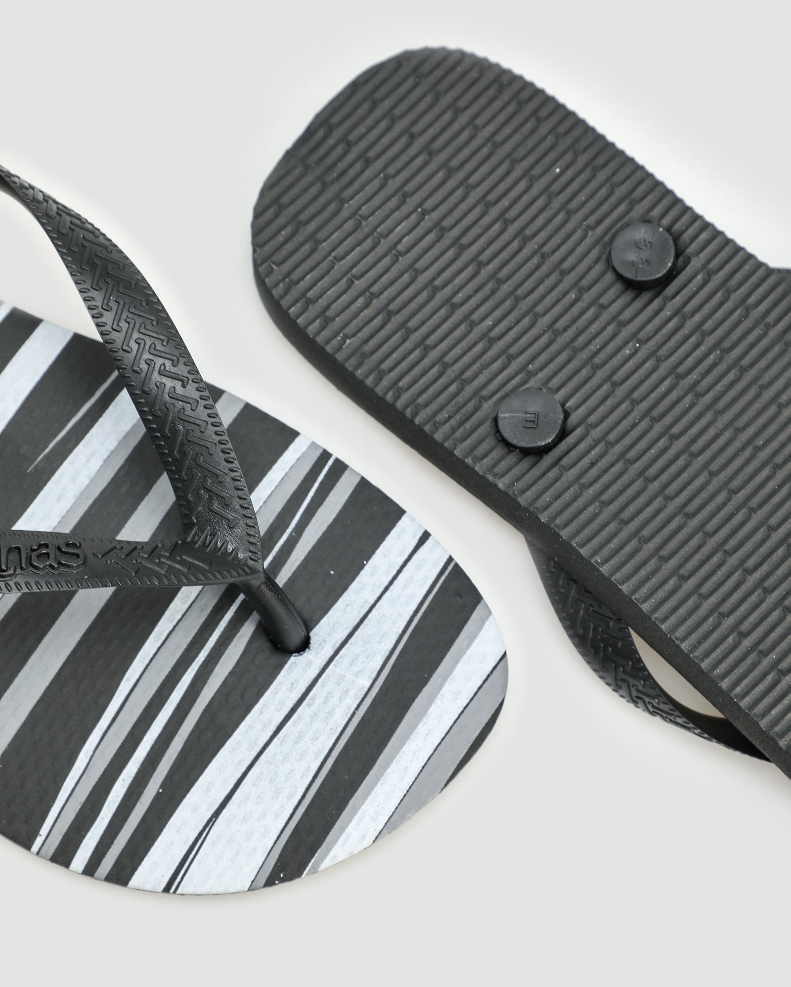 Riachuelo | Chinelo masculino Top Basic preto | Havaianas