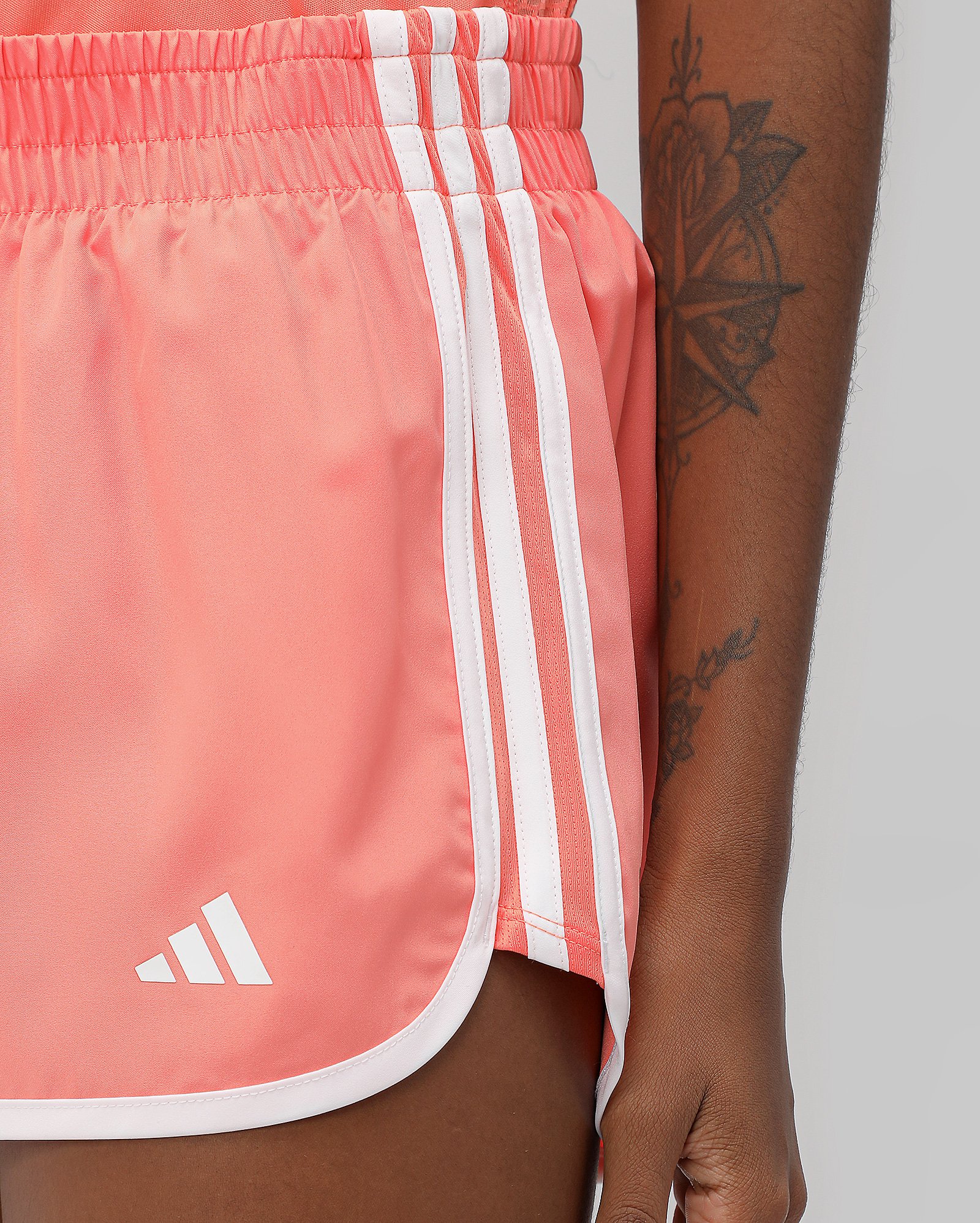 Riachuelo | Short feminino de corrida Marathon 20 HY5430 laranja | Adidas