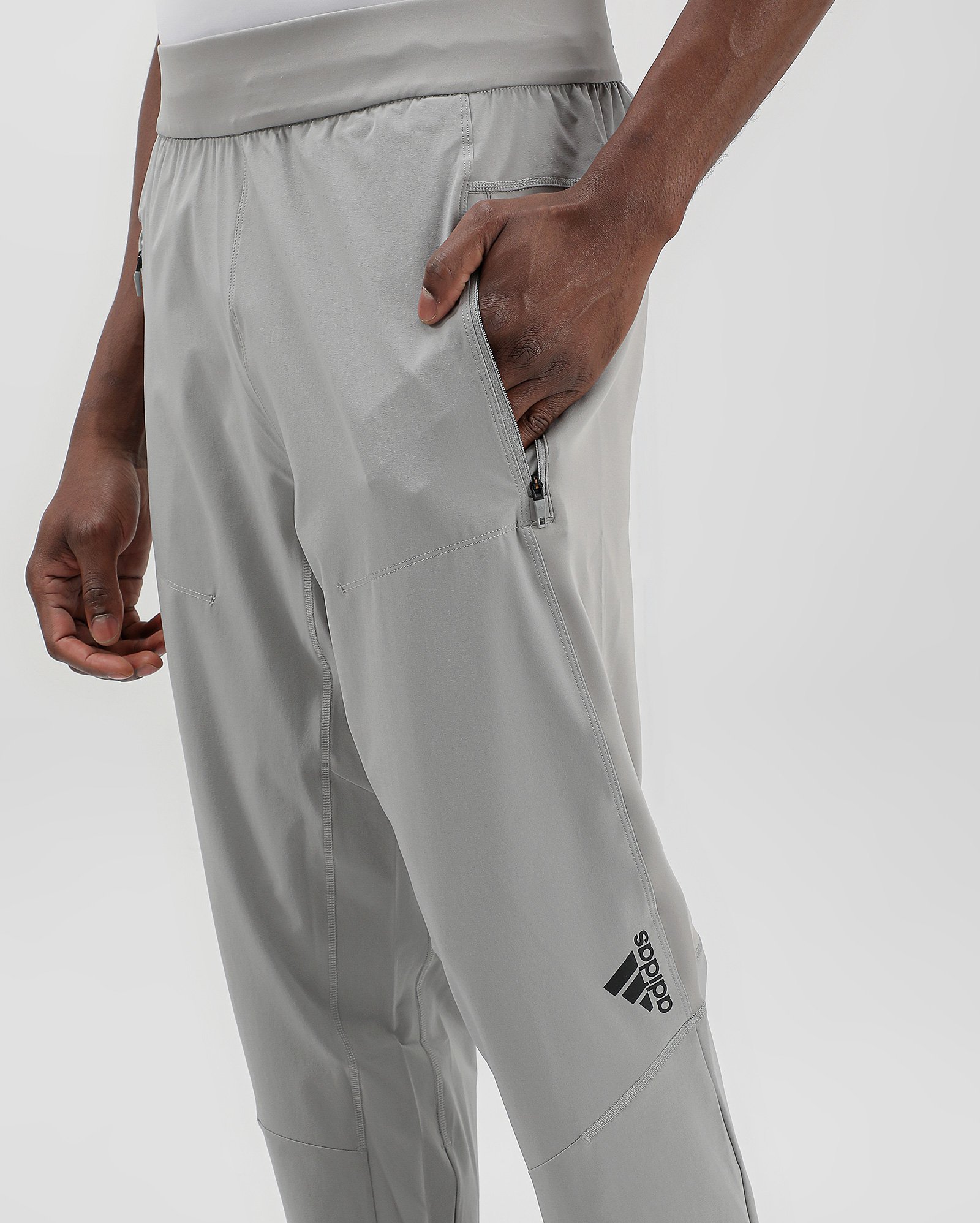 Riachuelo | Calça masculina de treino D4T IB9041 cinza | Adidas