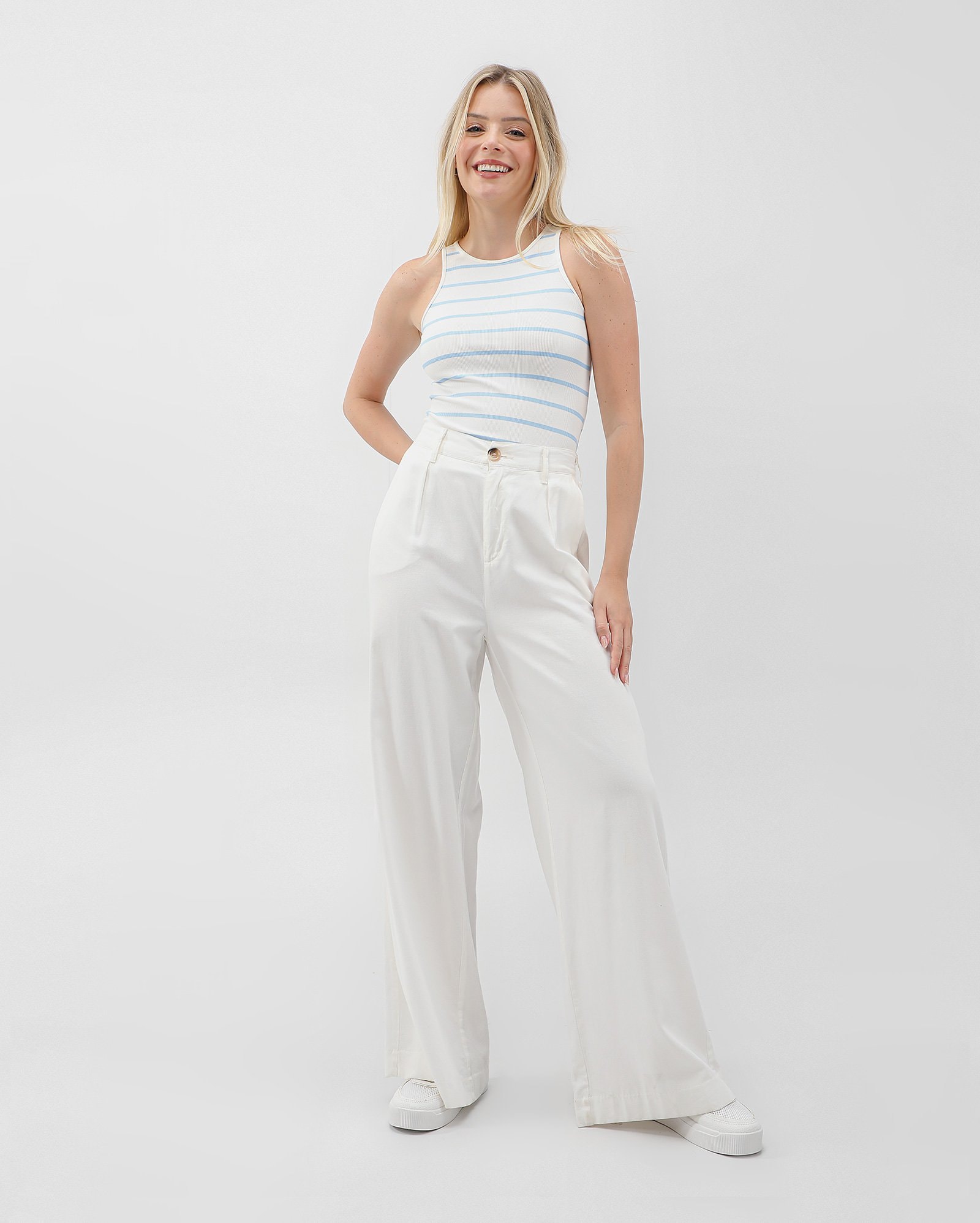 Riachuelo | Regata feminina ajustada Vivi LT canelado listrado off ...