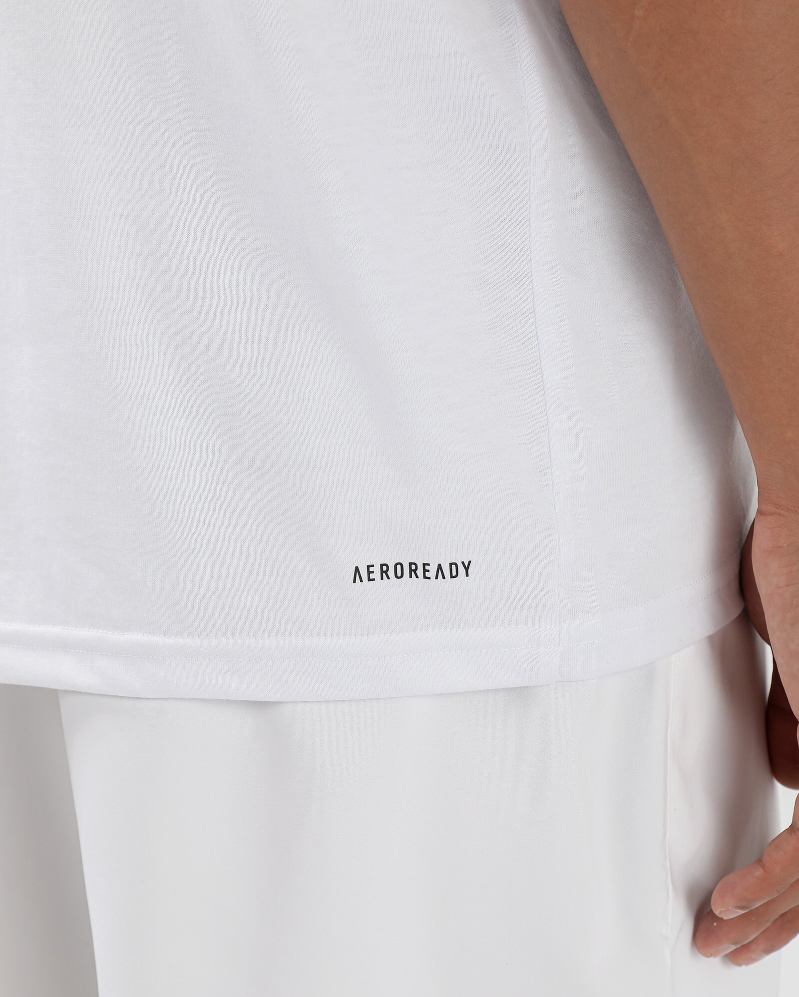 Riachuelo | Regata masculina de treino logo IC6947 branca | Adidas