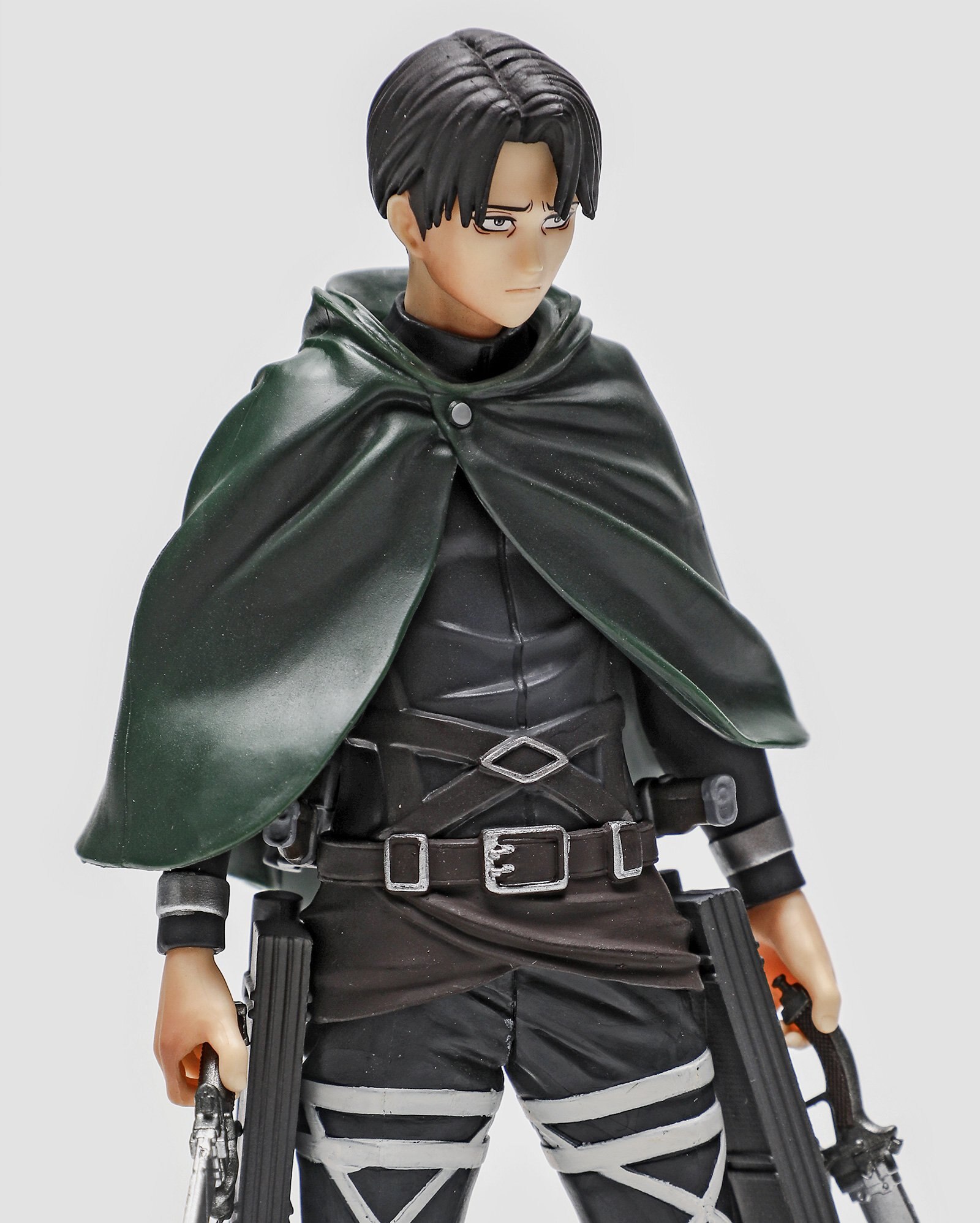 Riachuelo | Action figure Levi Attack on Titan The Final Season 137489 ...