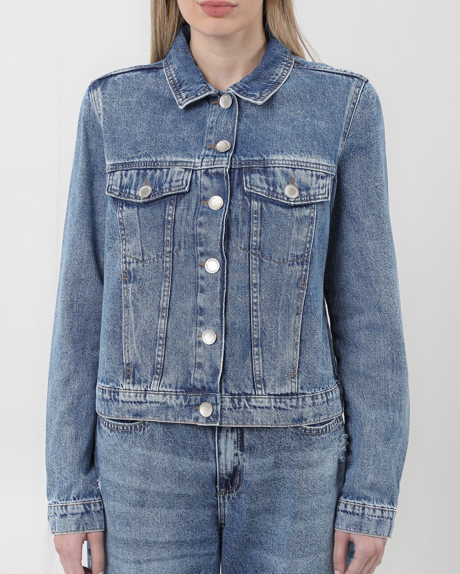 Riachuelo | Jaqueta jeans feminina trucker classic - Jeans Médio | Pool ...