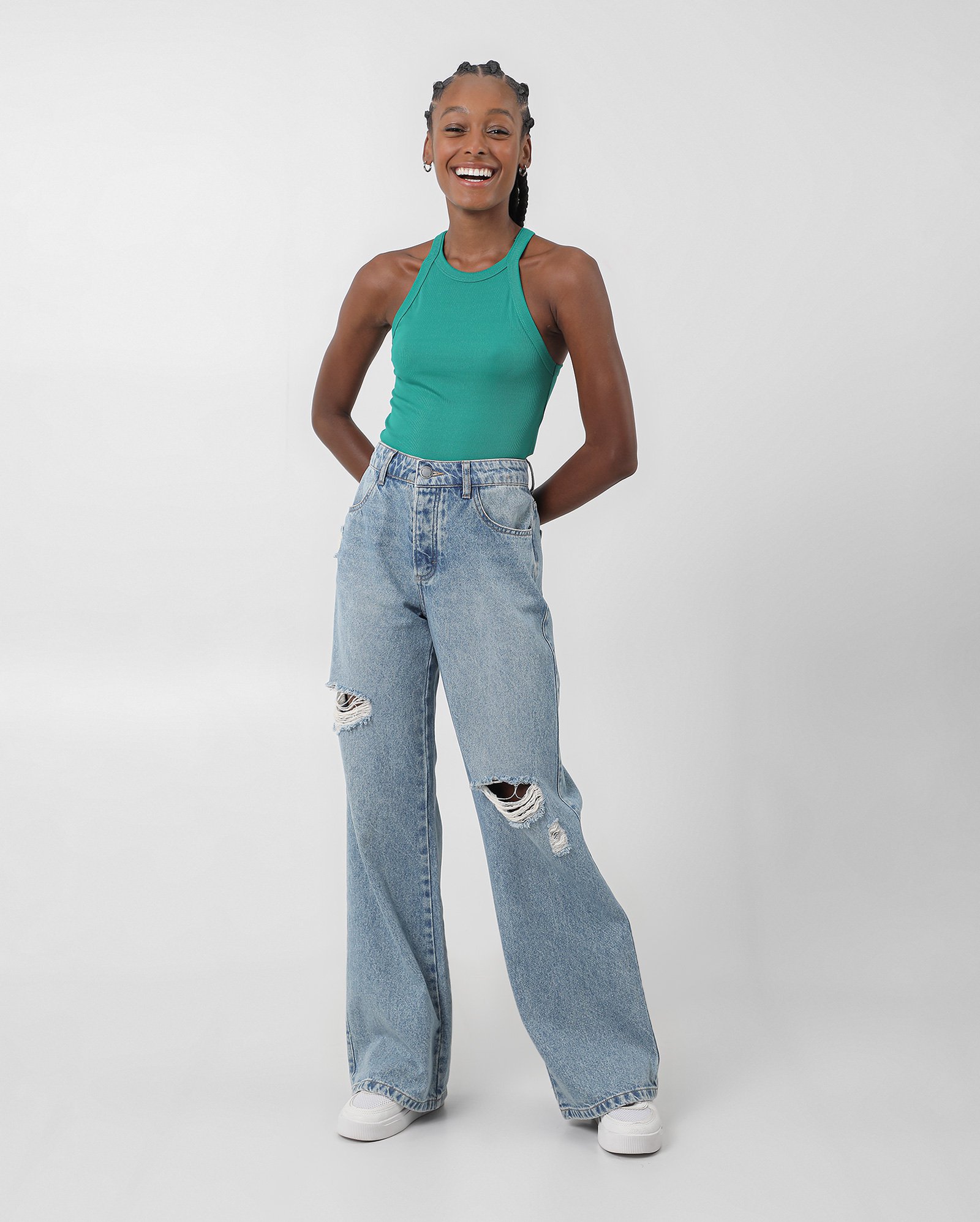 Riachuelo | Regata cropped trapézio canelada - Verde